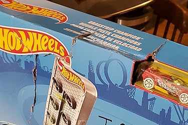 Amazon.com: Hot Wheels Toy Car Track Set, Drag Strip Champion Playset ...