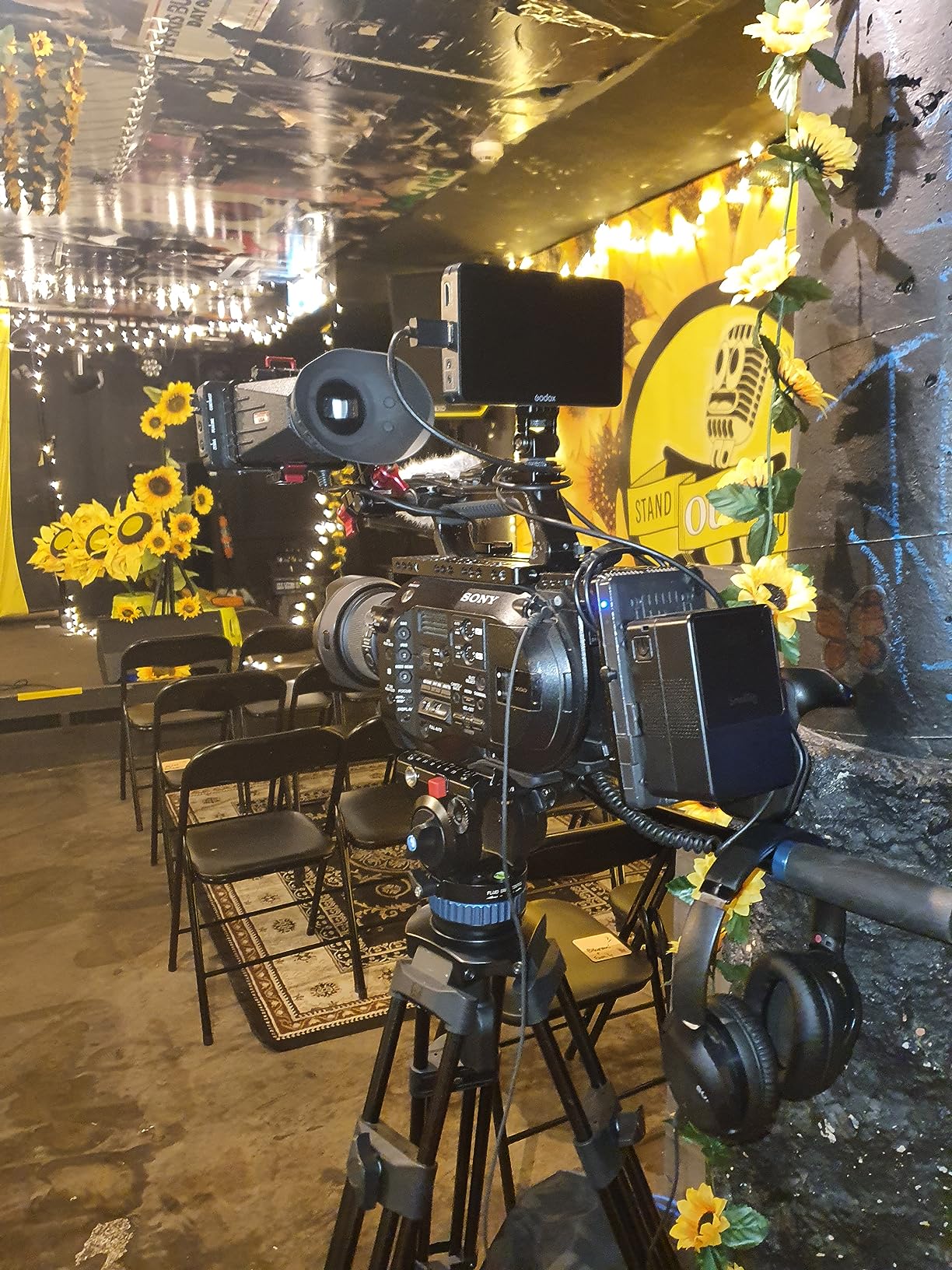 SmallRig Mini V Lock/V Mount Battery, 6700mAh 99Wh 14.8V with OLED ...