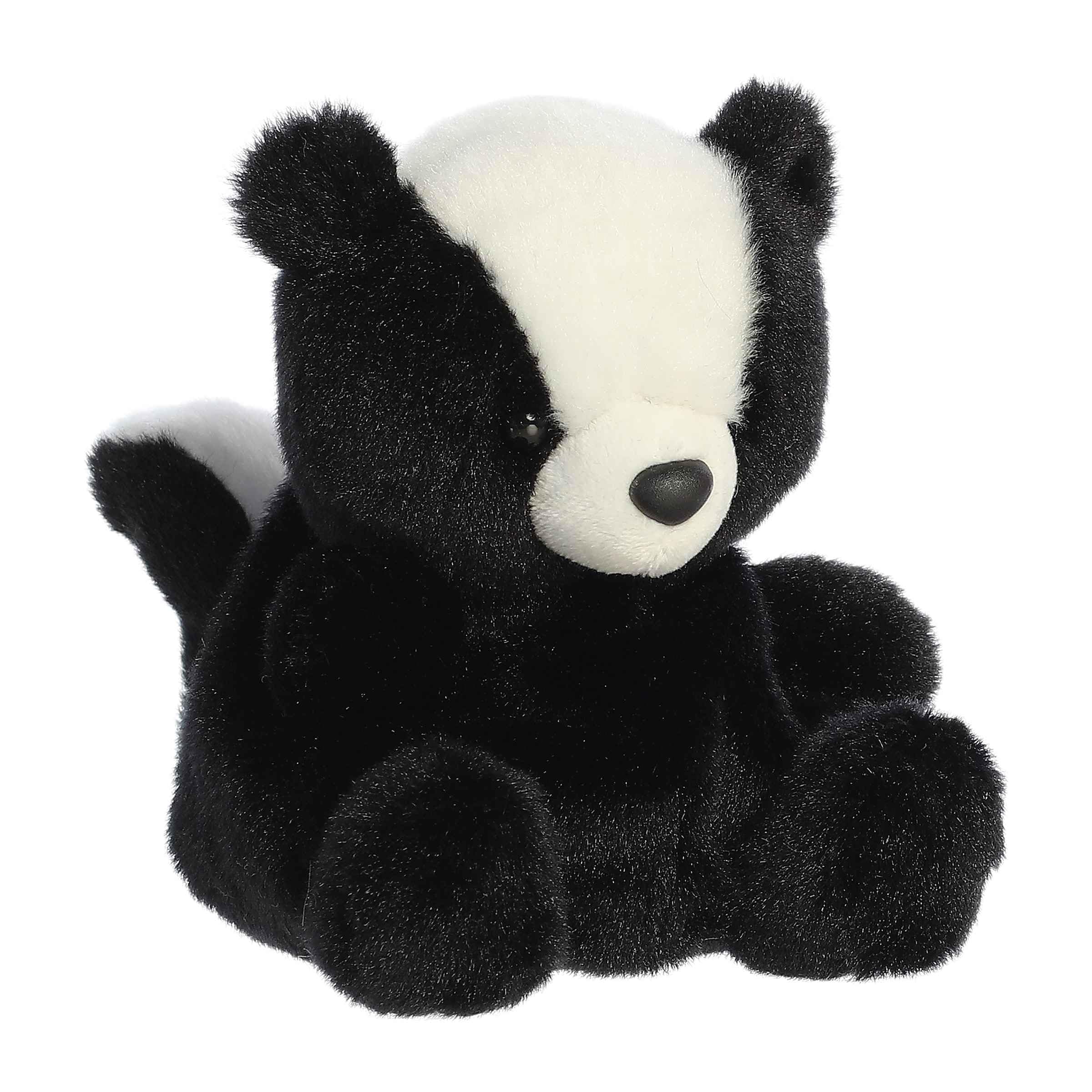 Amazon.com: Aurora® Adorable Palm Pals™ Scout Skunk™ Stuffed Animal ...