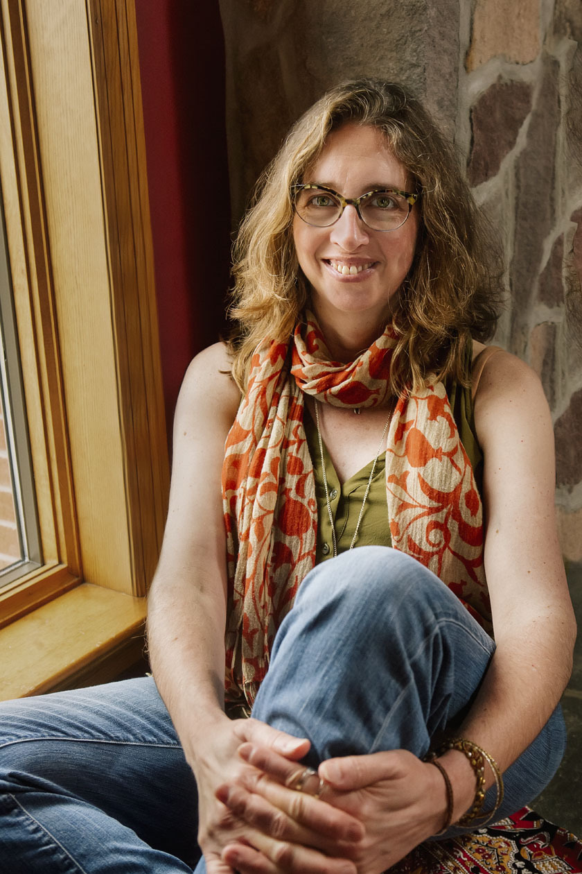 Amazon.com: Jennifer Hayden: books, biography, latest update