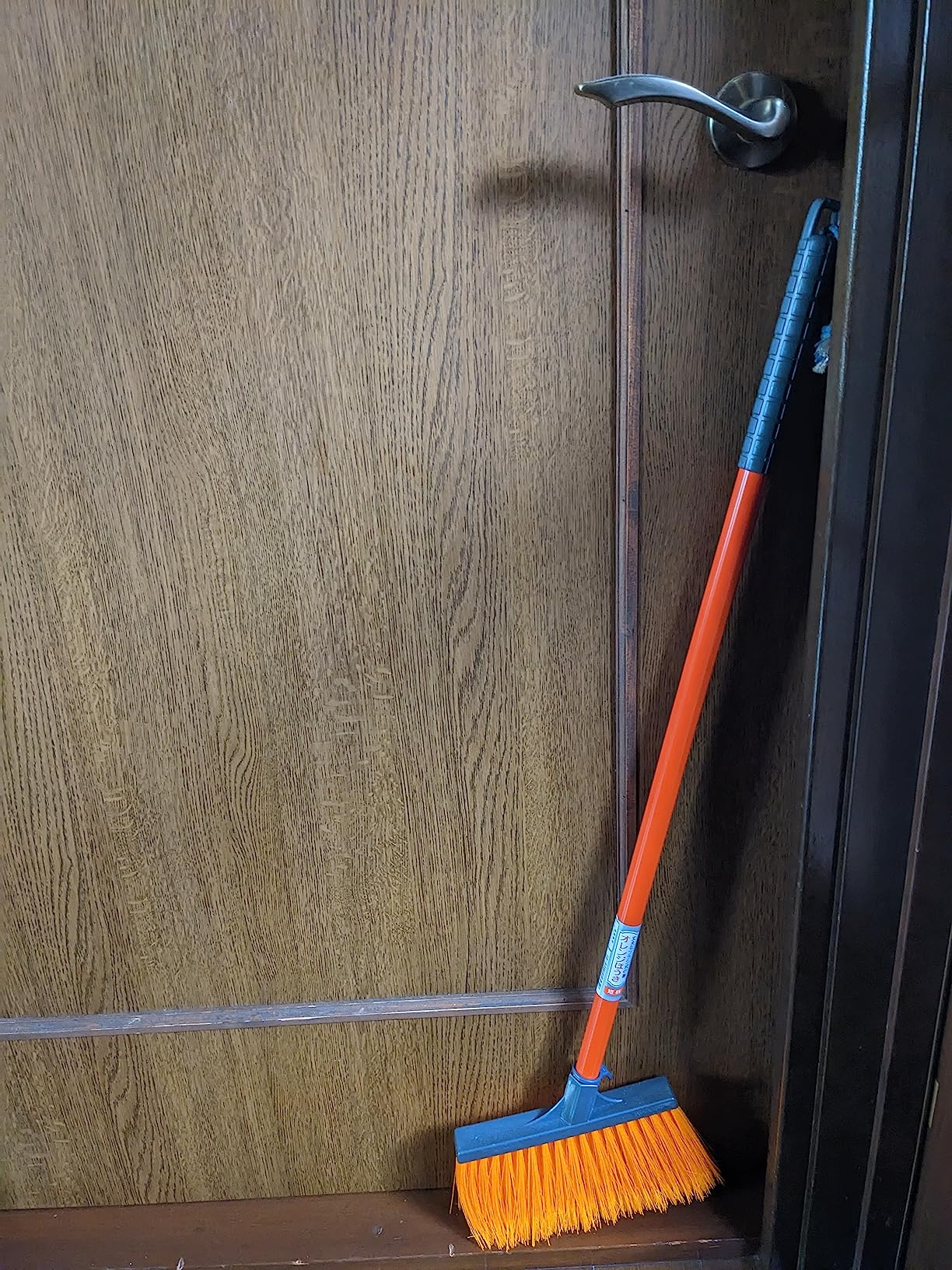 Amazon.co.jp: 八ツ矢工業 YATSUYA オレンジ箒 長柄 21510 : ホーム＆キッチン