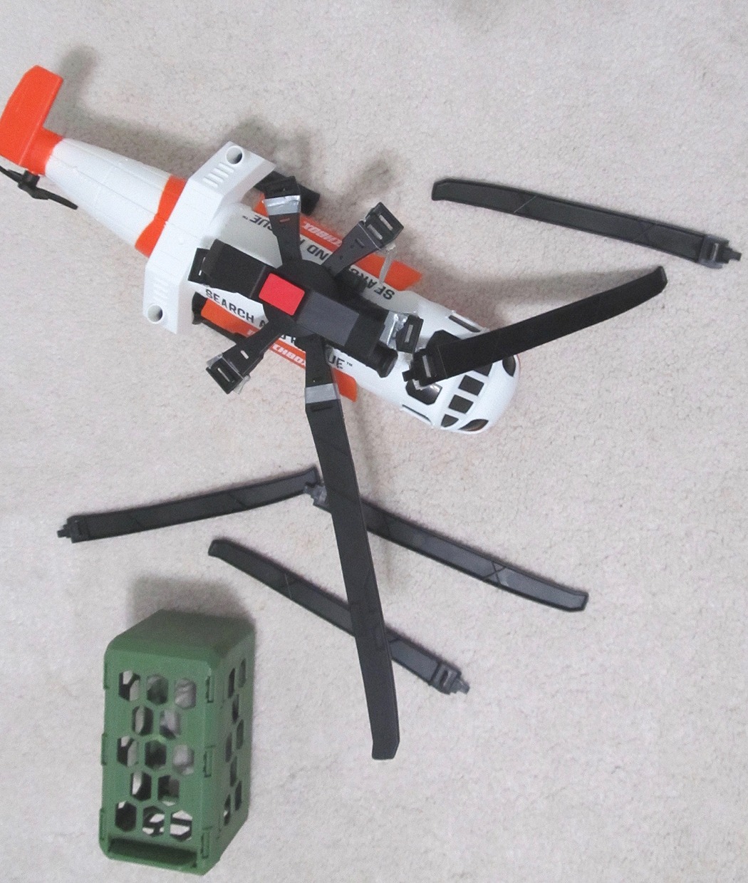 Amazon.com: Matchbox Rescue Adventure Set With Vehicle and Animal ...