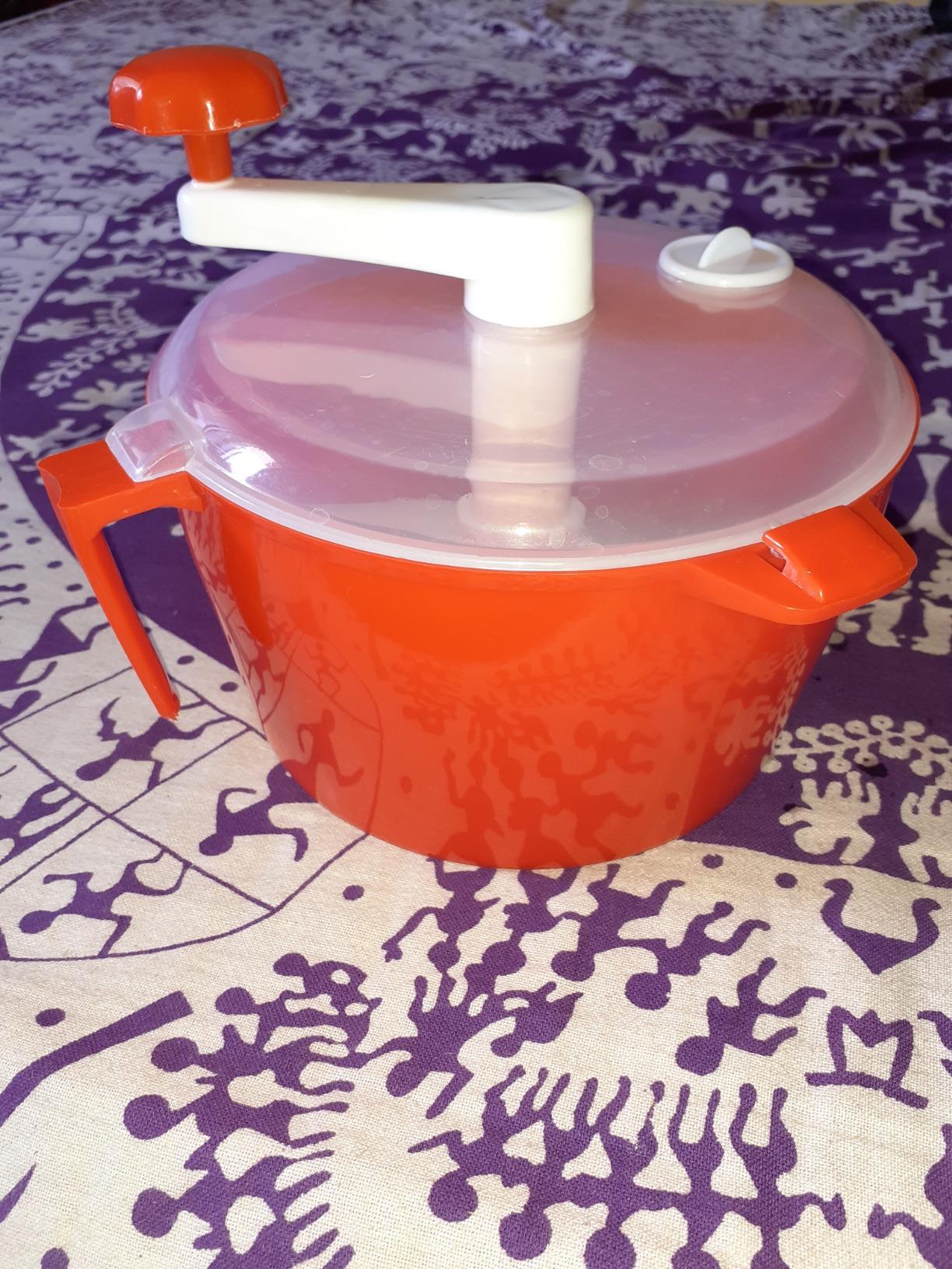 Uspech Plastic Automatic Atta Roti Maker for Home (Red) : Amazon.in ...