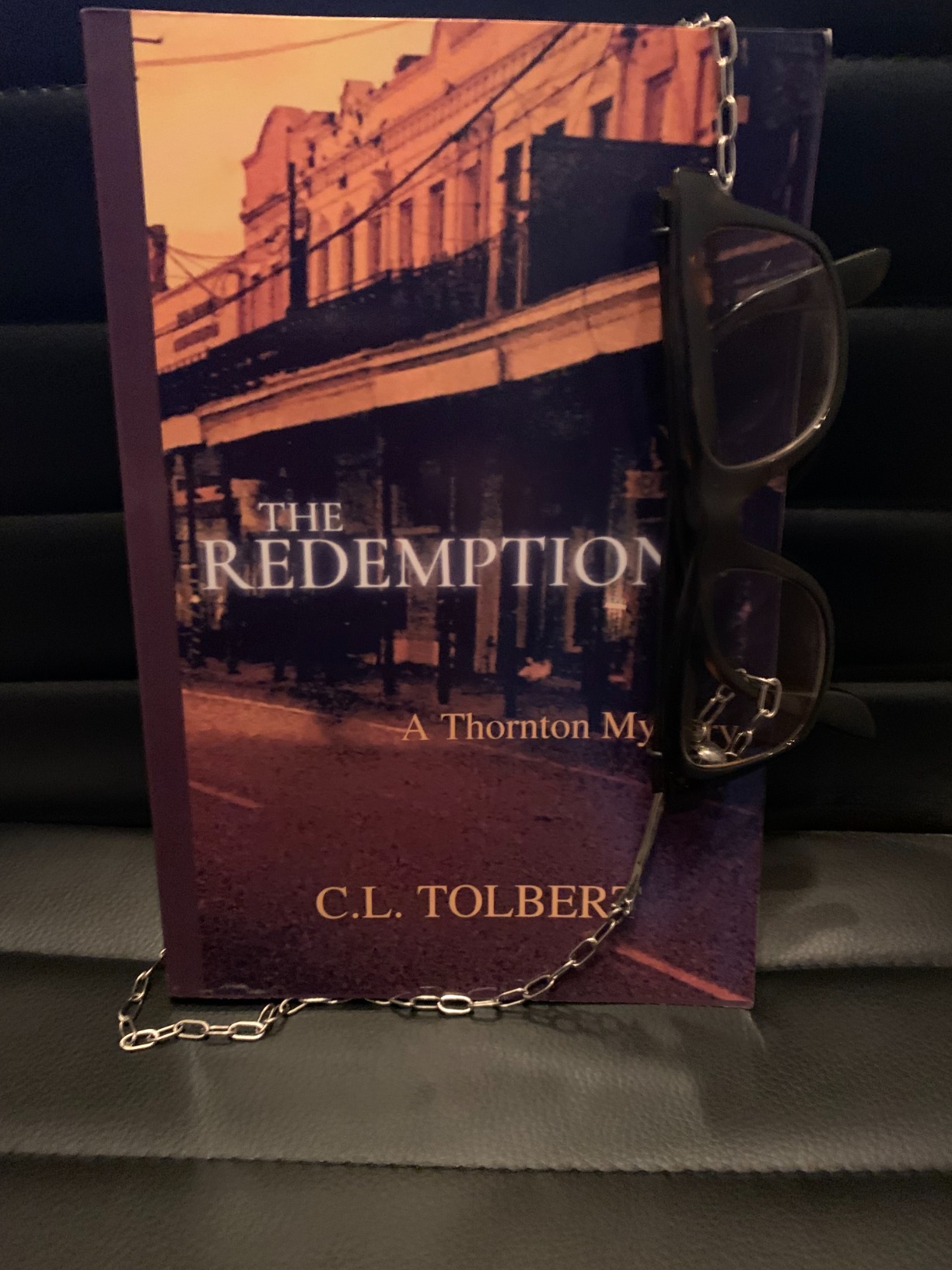 The Redemption: A Thornton Mystery: Tolbert, C L: 9781947915435: Amazon ...
