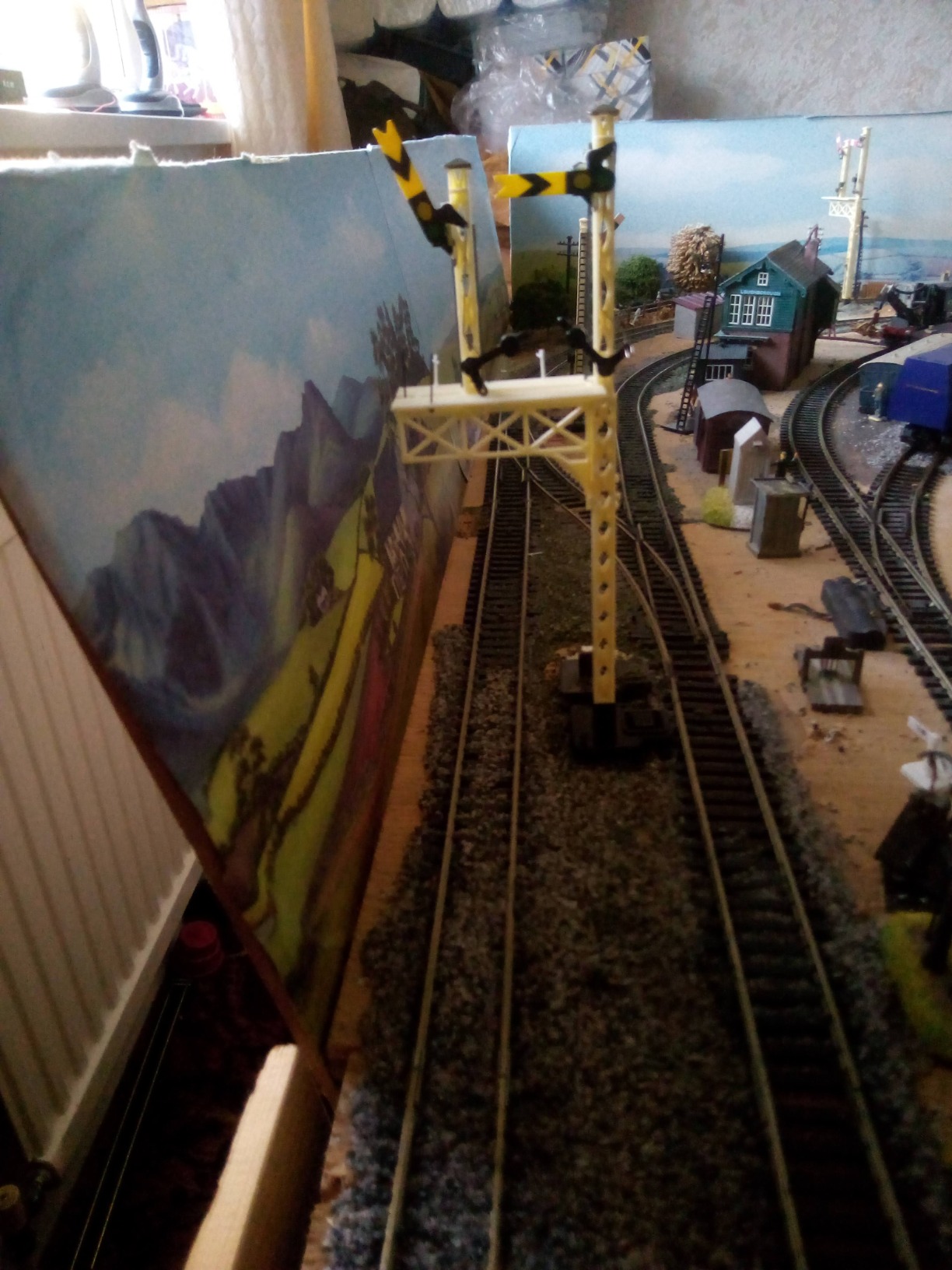 Hornby R170 OO Gauge Junction Distant Signal - Model Railway ...