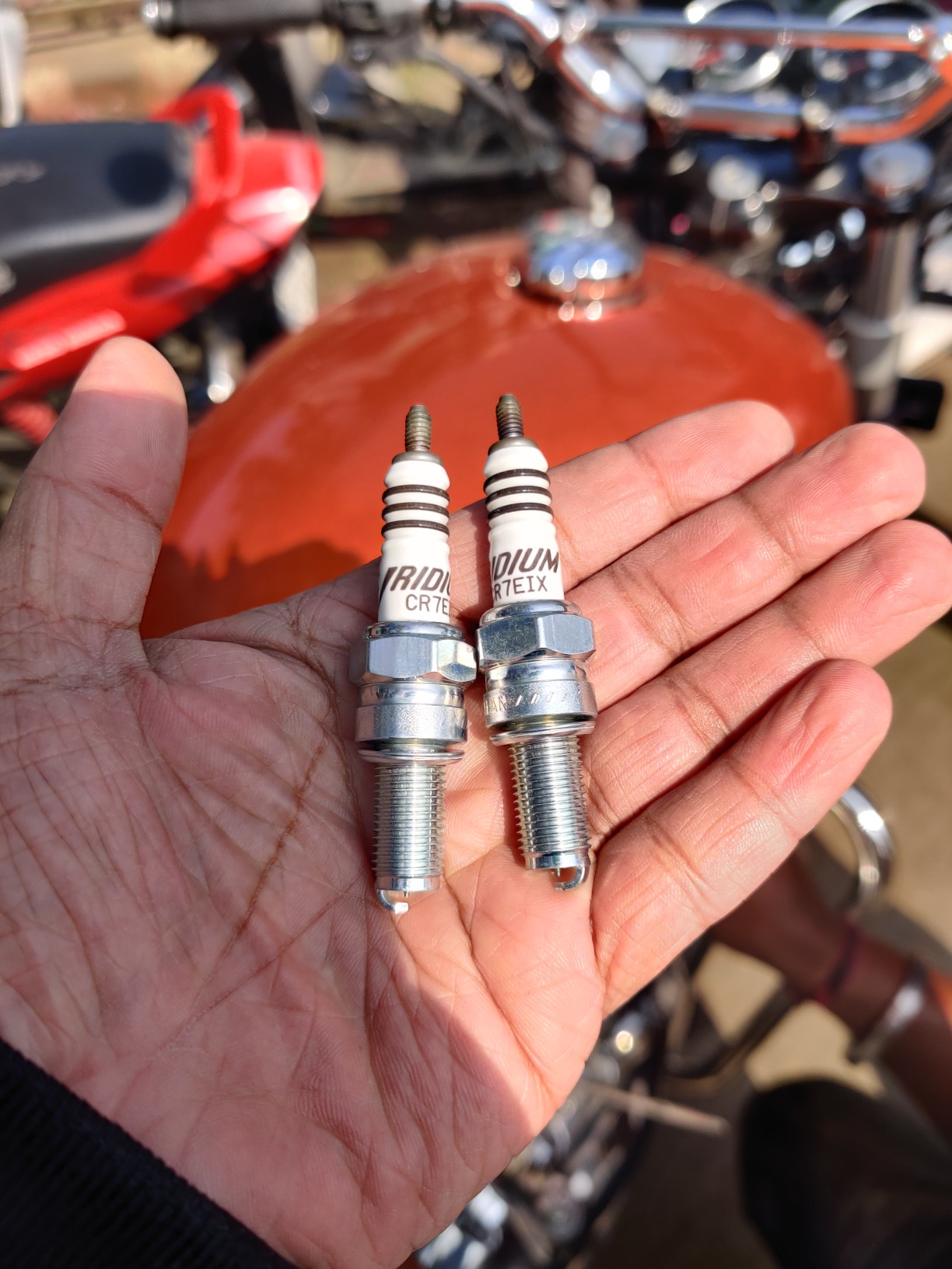 NGK Metal Spark Plugs CR7EIX : Amazon.in: Car & Motorbike
