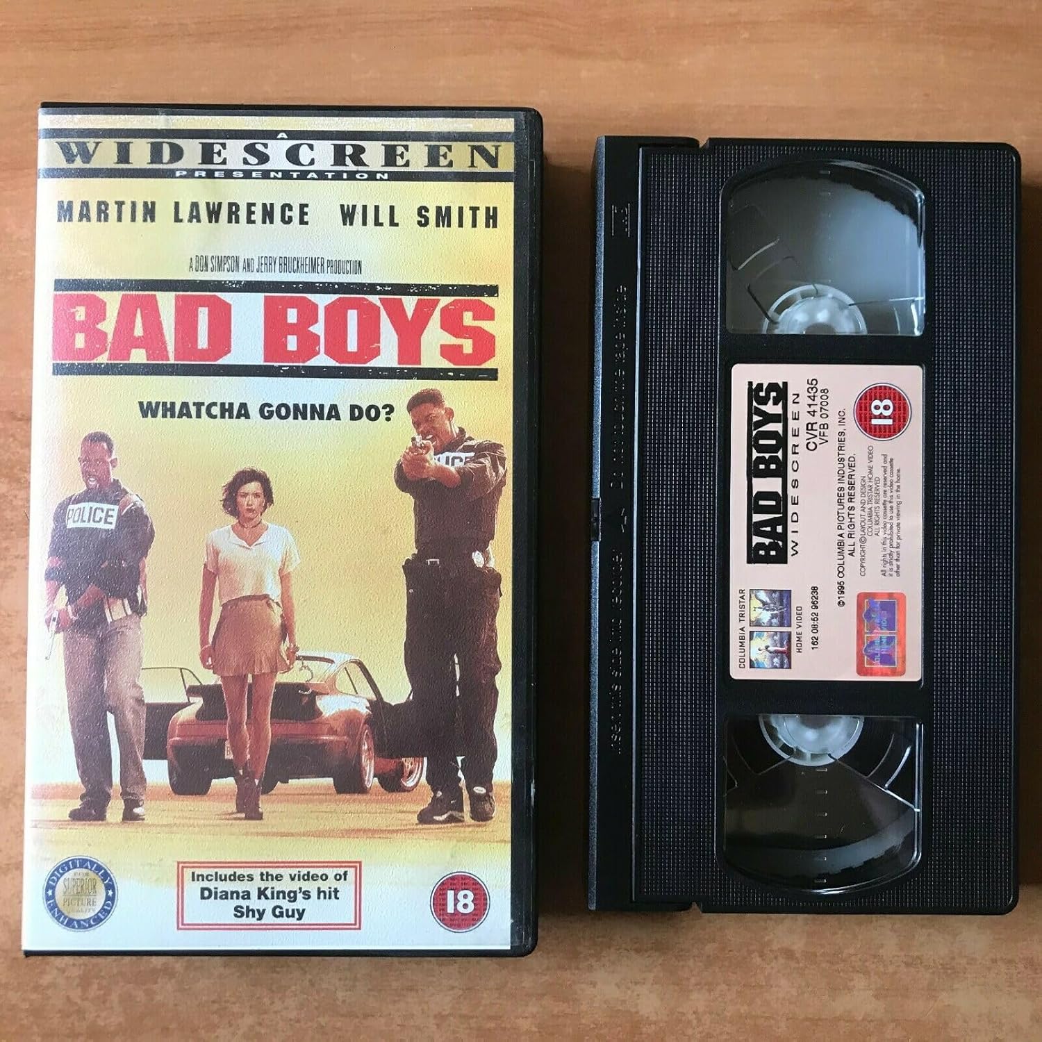 Amazon.com: Bad Boys [VHS] : Will Smith, Martin Lawrence, Lisa Boyle ...