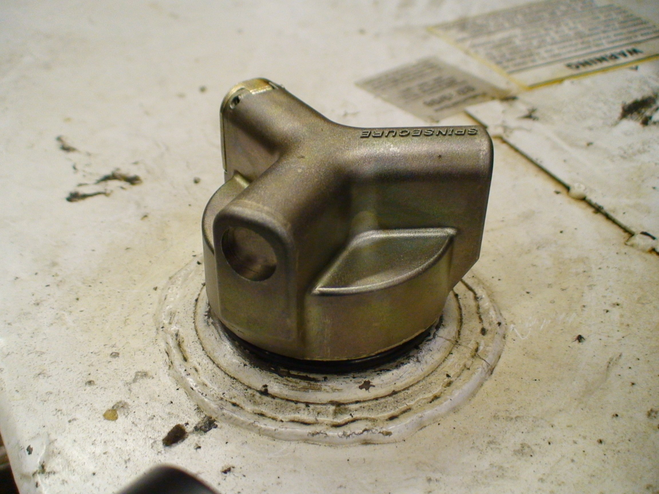 Snapklik.com : Locking Pre-vent Cap For Auxilary And Transfer Tanks