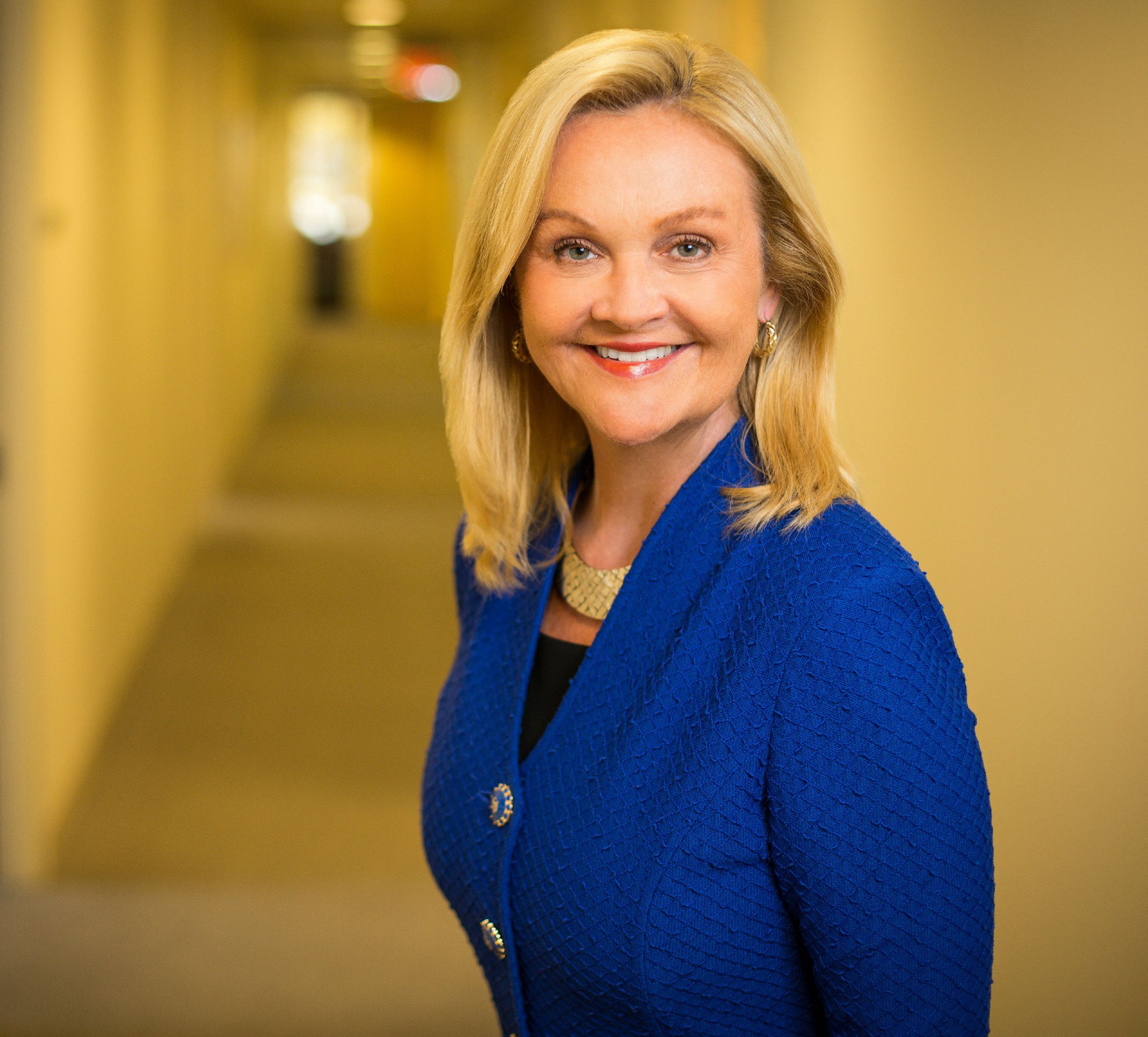 Amazon.com: Dr. Marta Wilson: books, biography, latest update