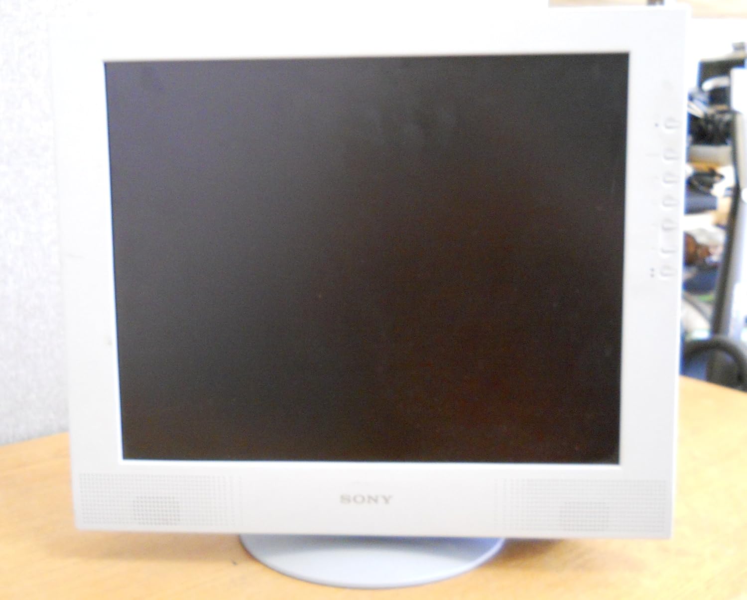 Sony SDM-M81 18" LCD Monitor : Amazon.co.uk: Computers & Accessories