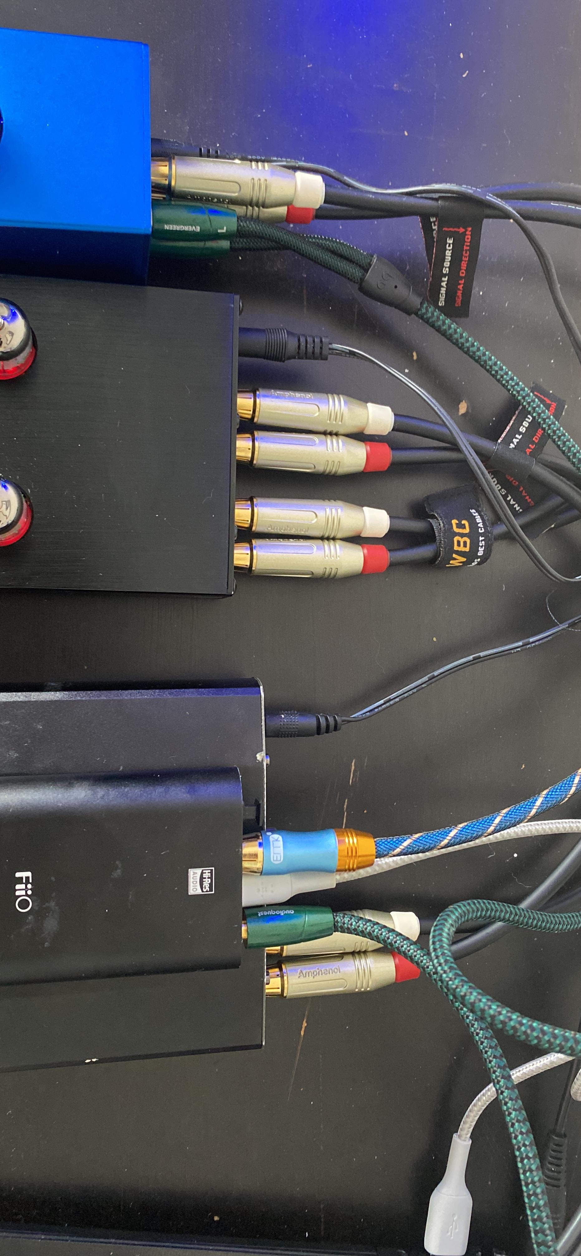 Amazon.com: WORLDS BEST CABLES 1 Foot RCA Cable Pair - Made with Canare ...