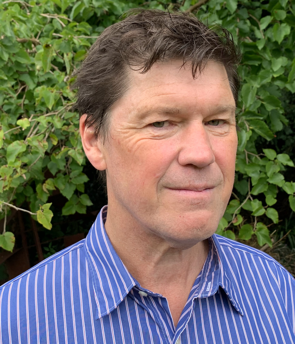 Amazon.com: Douglas Holt: books, biography, latest update