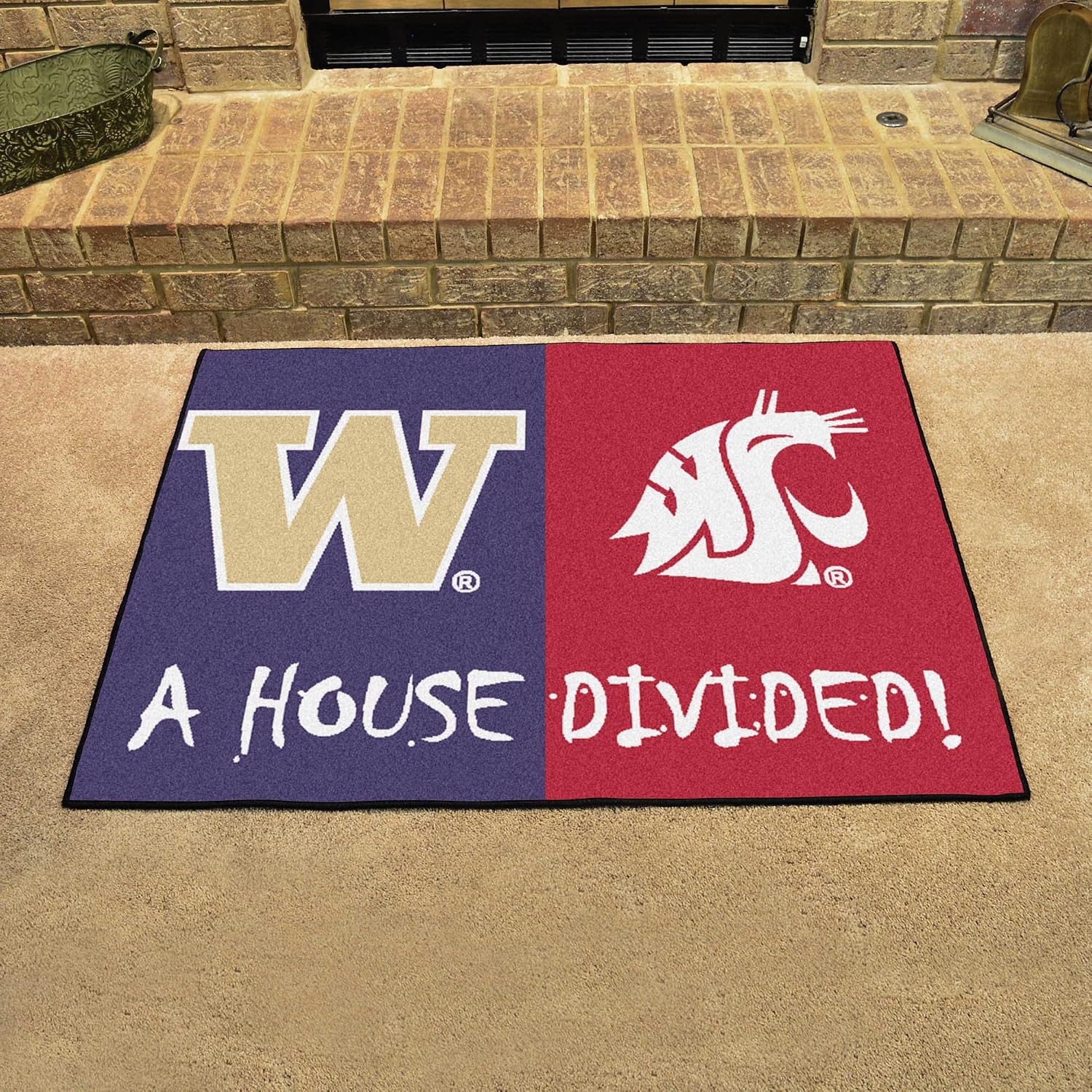 Amazon.com: Fanmats House Divided: Washington/Washington State House ...