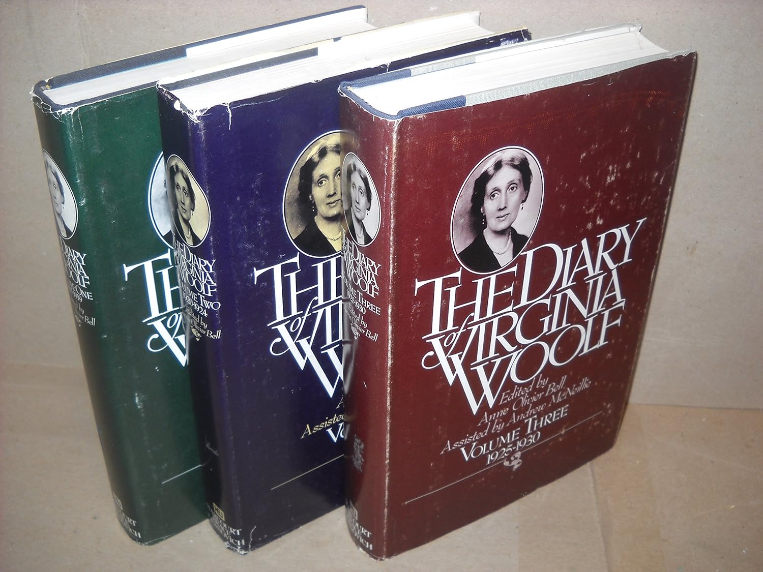 The diary of Virginia Woolf: Vol. 3, 1925-1930: Woolf, Virginia: Amazon ...