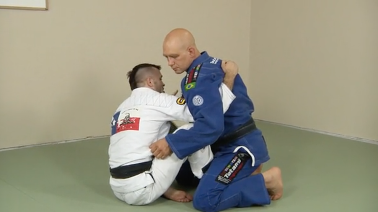 Non-Stop BJJ Butterfly Guard; A Step-by-Step System for Sweeps and ...