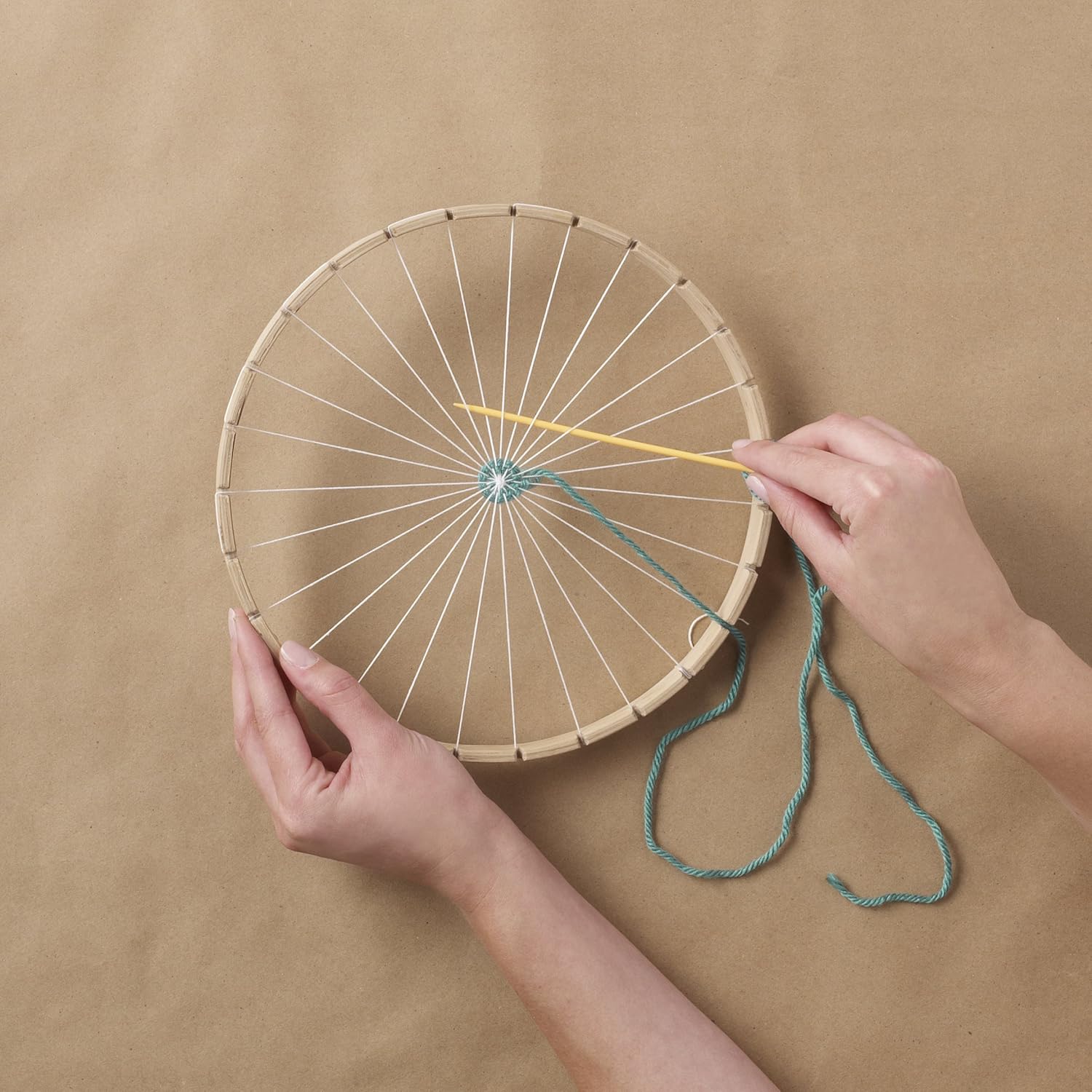 Bucilla Circle Weaving Loom Kit 9″- – BigaMart