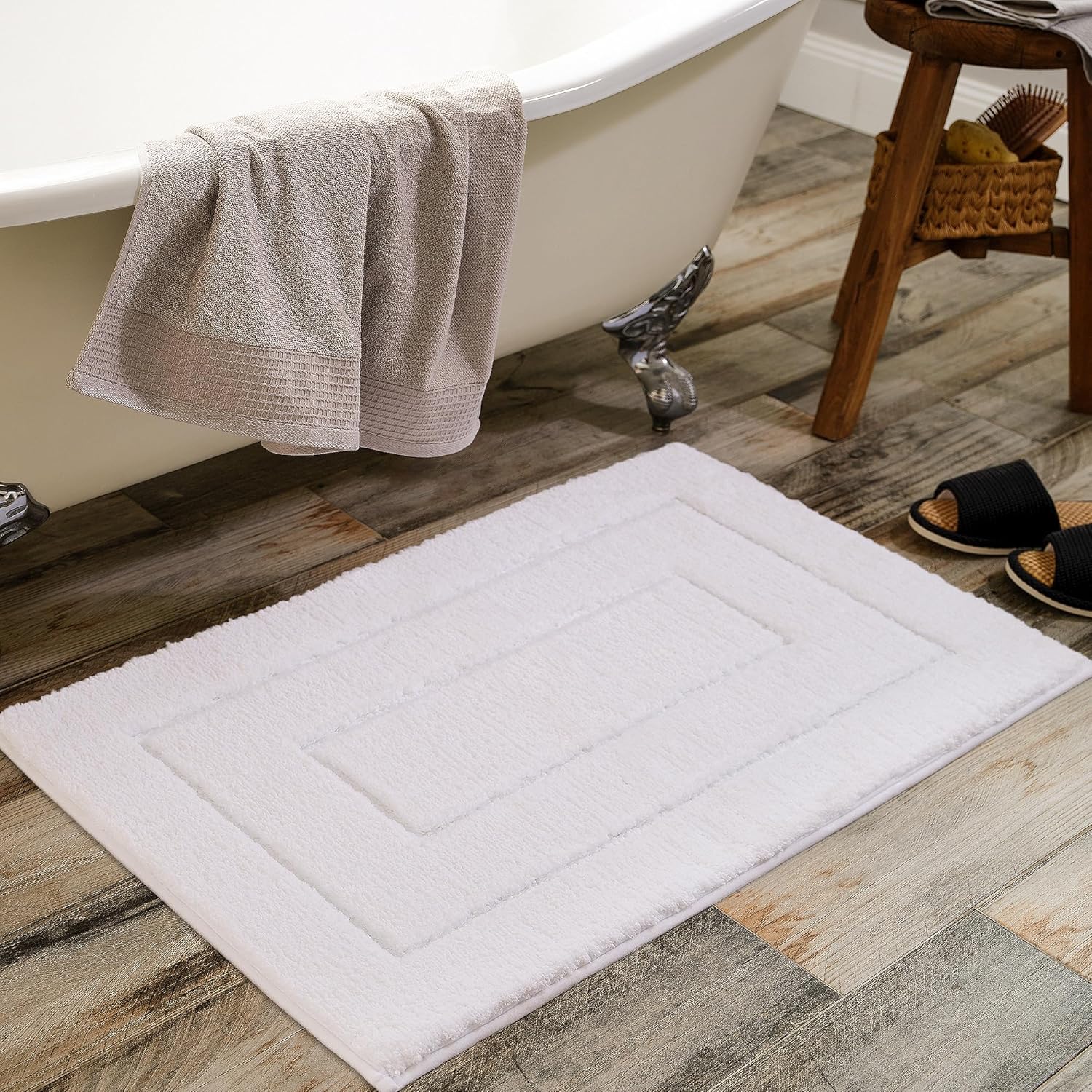 Amazon.com: GRANNY SAYS White Bathroom Rug Mat, Bath Mats for Bathroom ...