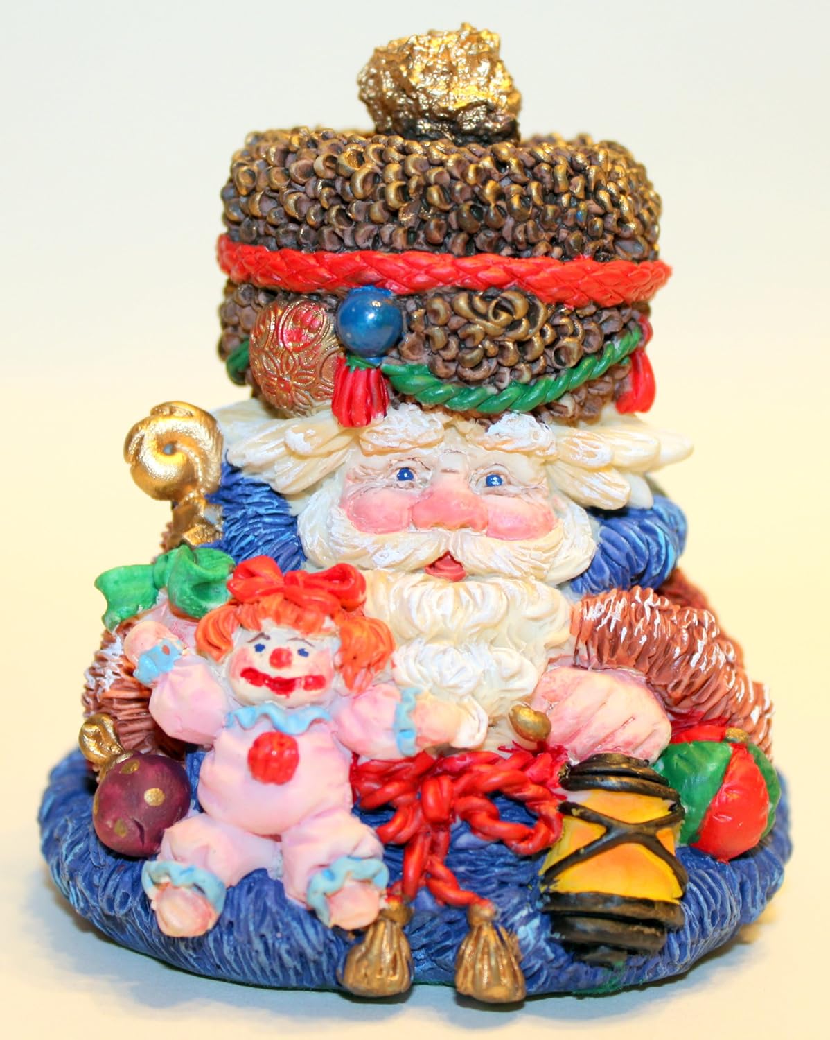 Amazon.com: Crinkle Claus Santa Sitting Pretty 659116 : Home & Kitchen
