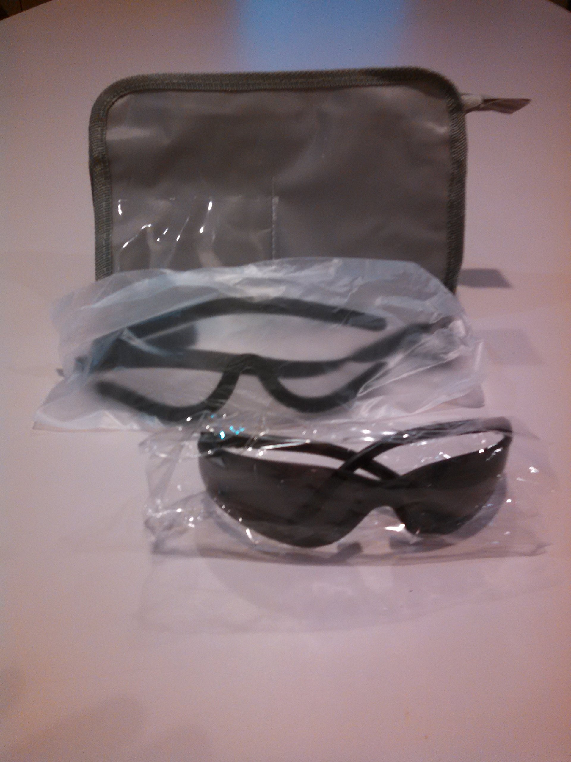 Amazon.com: 100 - PinPoint Optics Post Op LASIK Kits- case of 100 ...