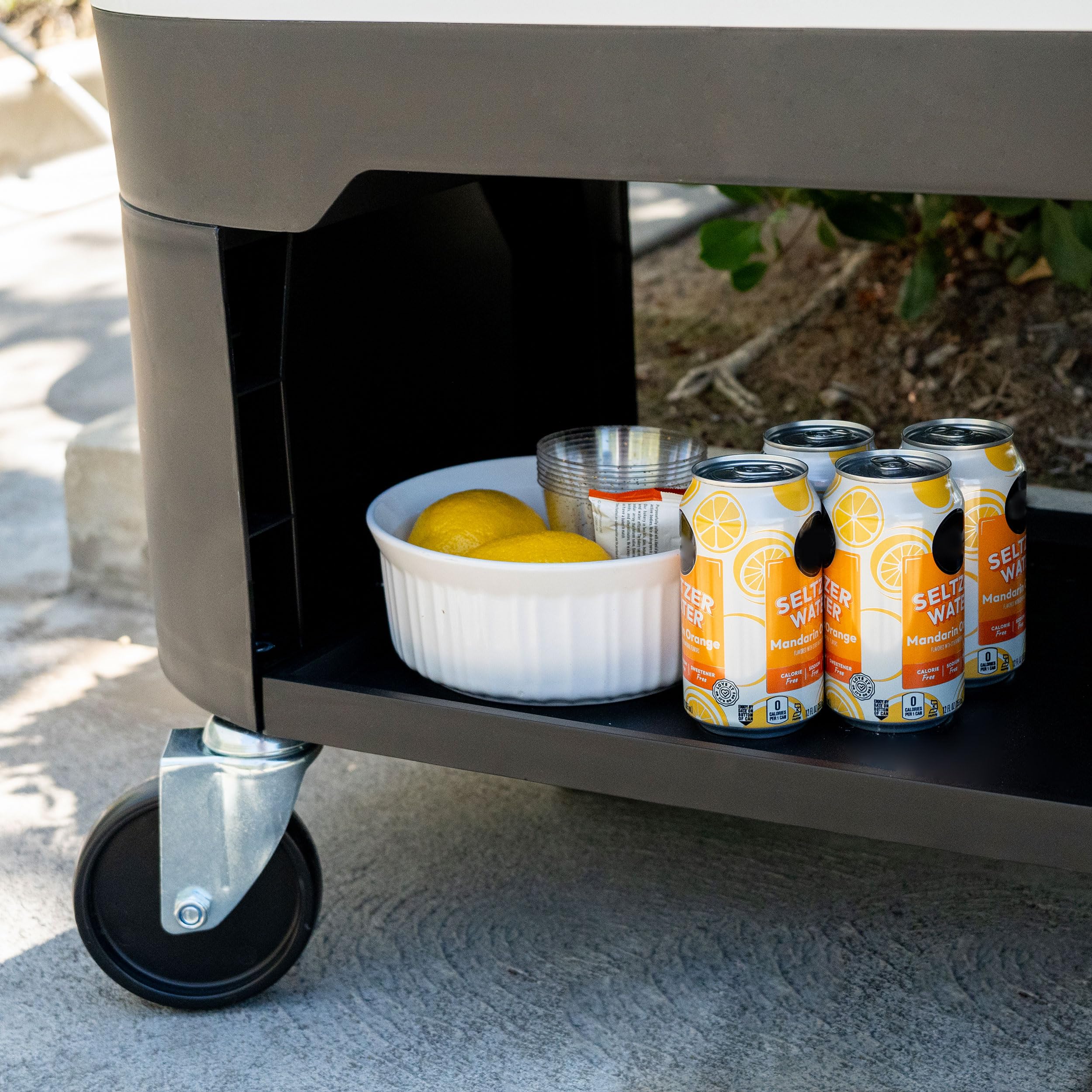 Permasteel 120-Qt Rolling Ice Chest, Portable Patio Party Bar Drink ...