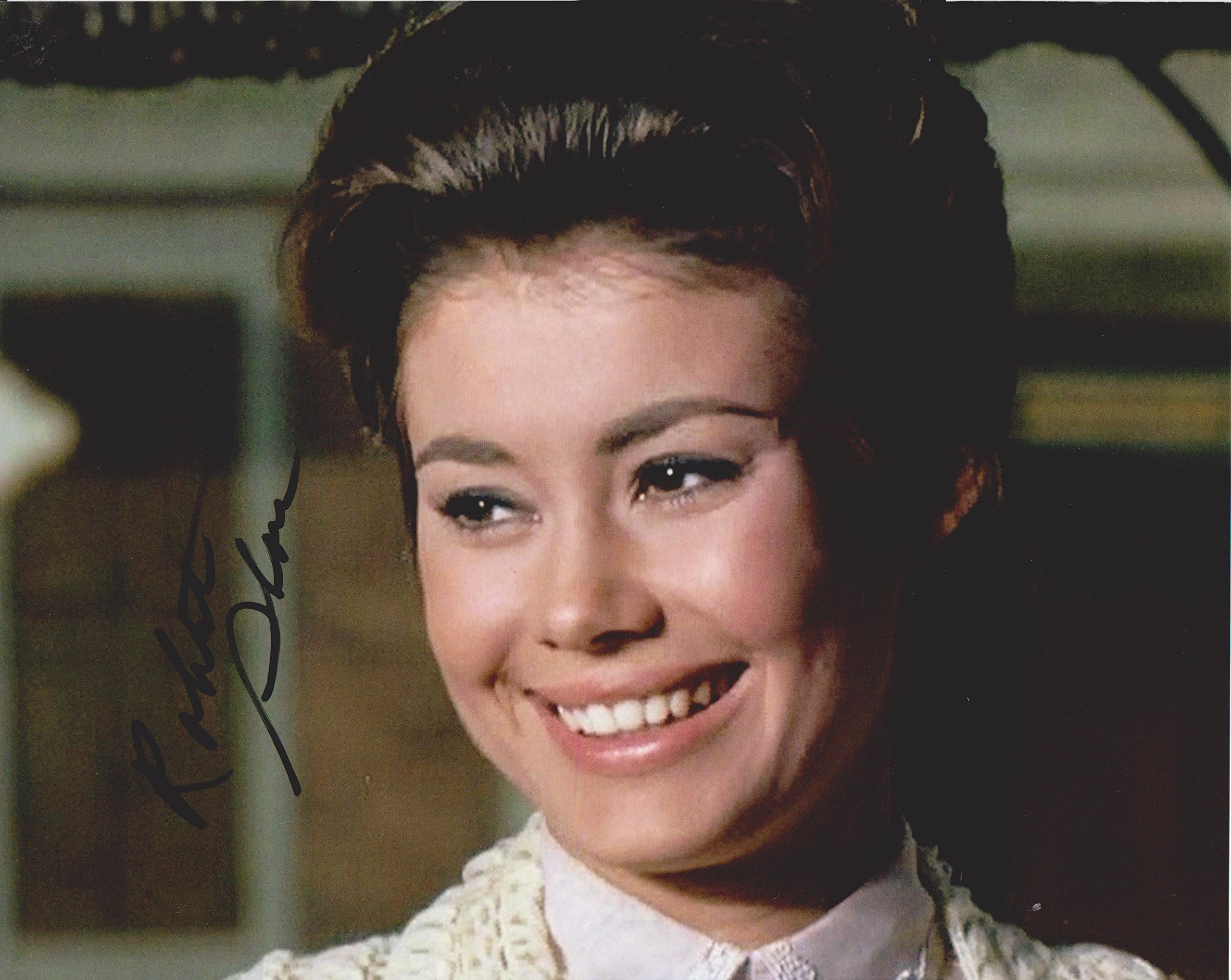 Roberta Shore's Instagram, Twitter & Facebook on IDCrawl