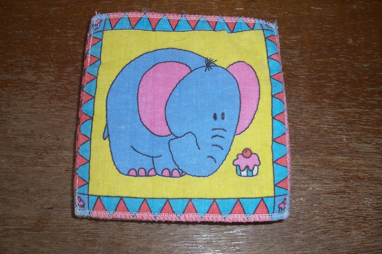Shake And Play Cot Books Elephant (Shake & Play Cot Books): Ladybird ...