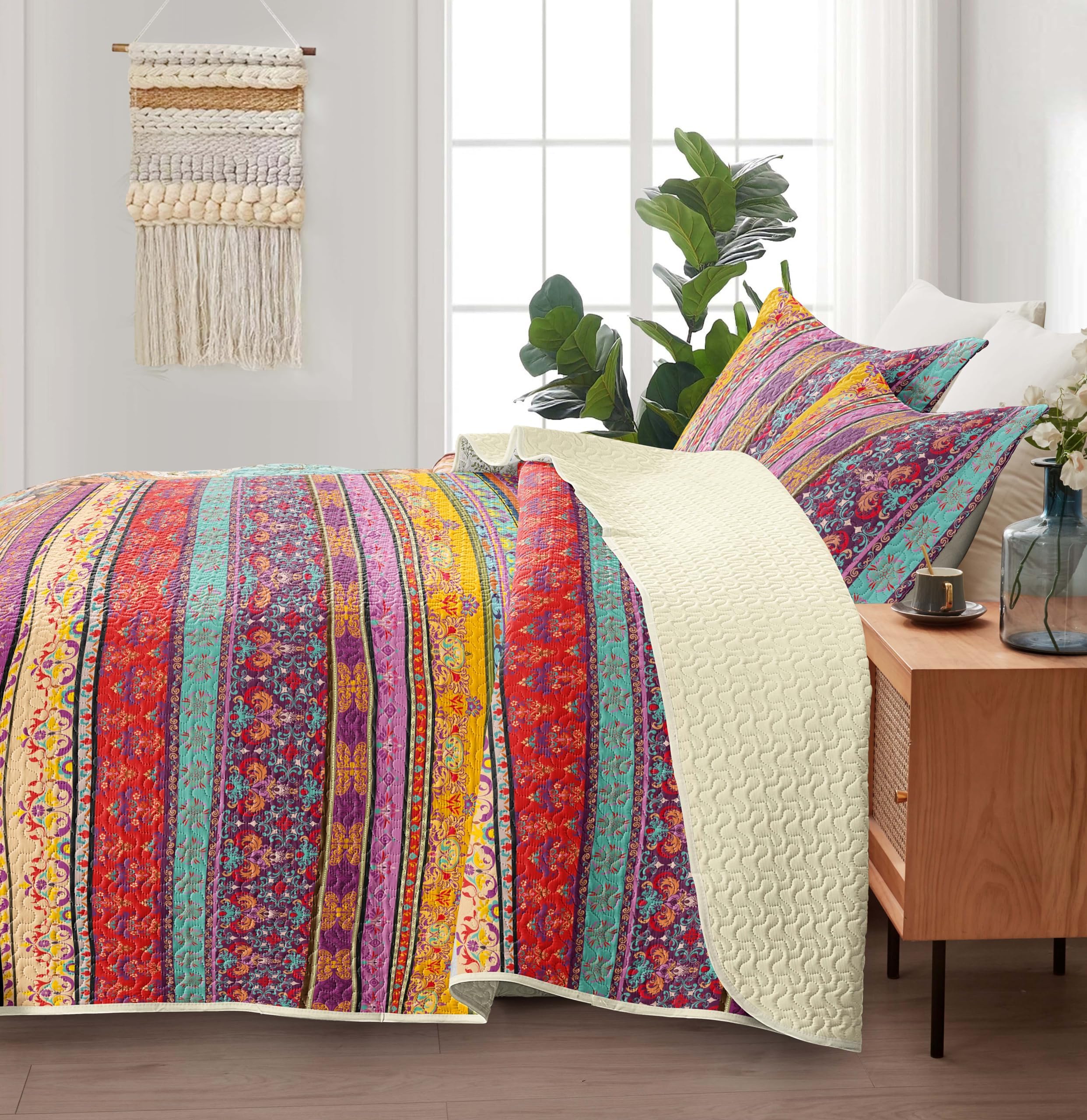 Amazon.com: Quilt Set 100 Cotton 3 Piece with Shams Reversible Retro ...