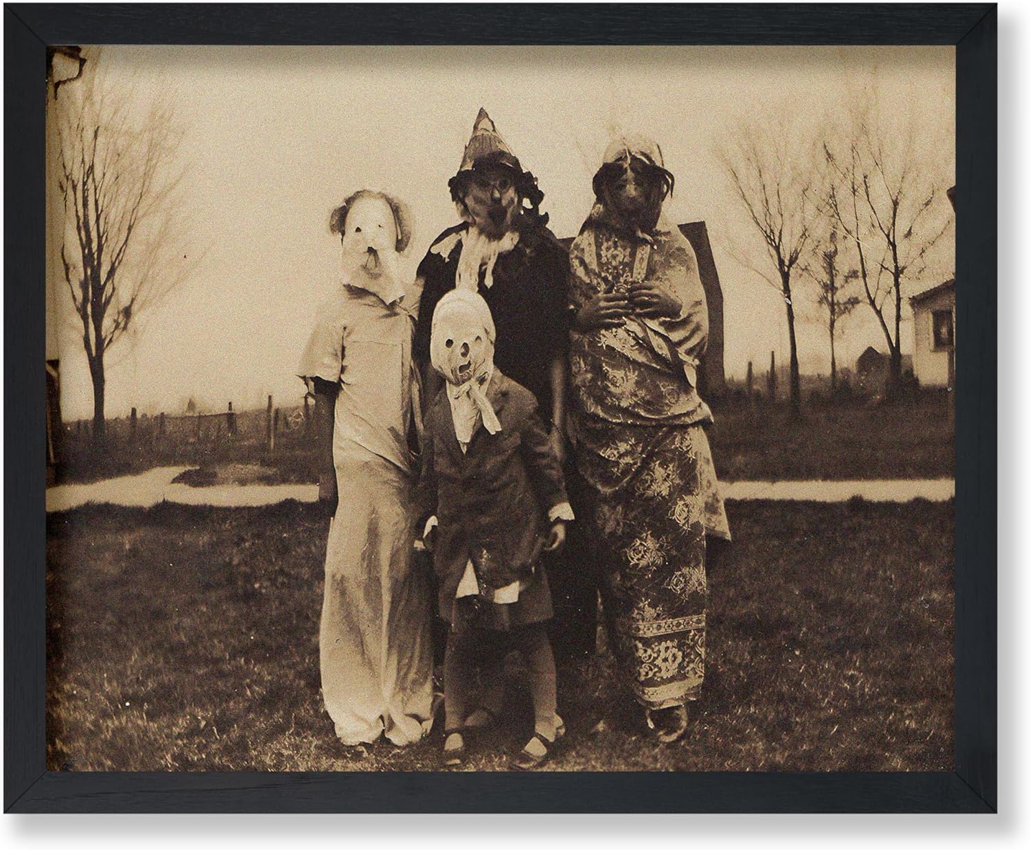 Amazon.com: Poster Master Vintage Creepy Family Poster - Retro Weird ...