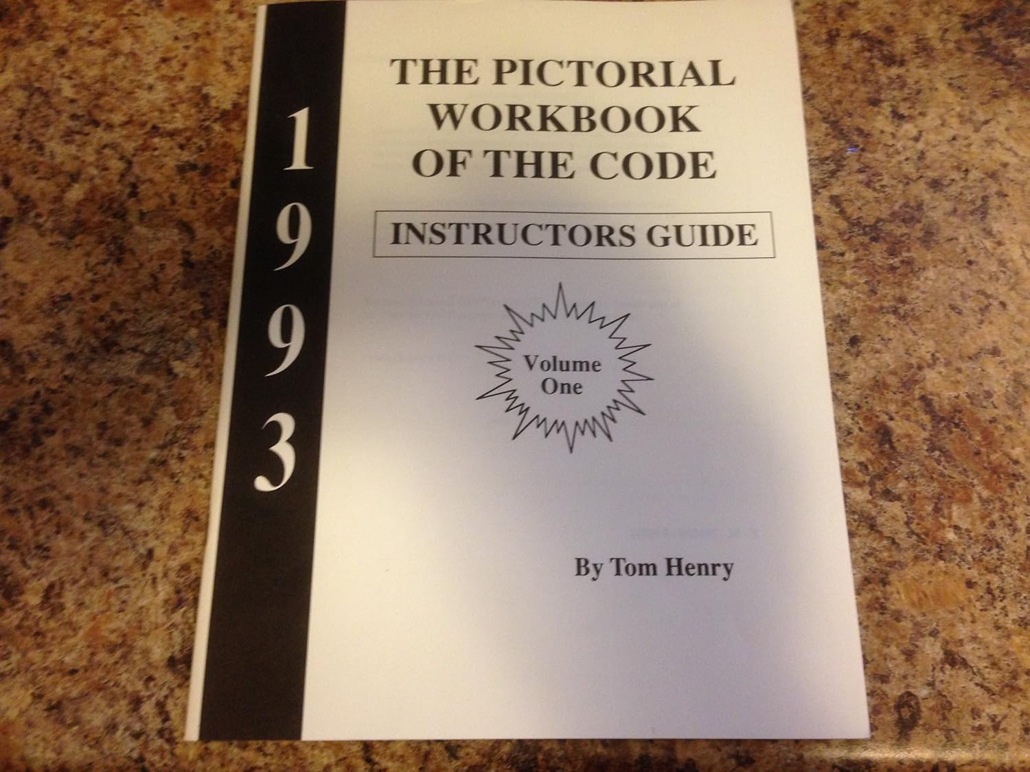 The Pictorial Workbook of the Code: Tom Henry: 9780945495352: Amazon ...