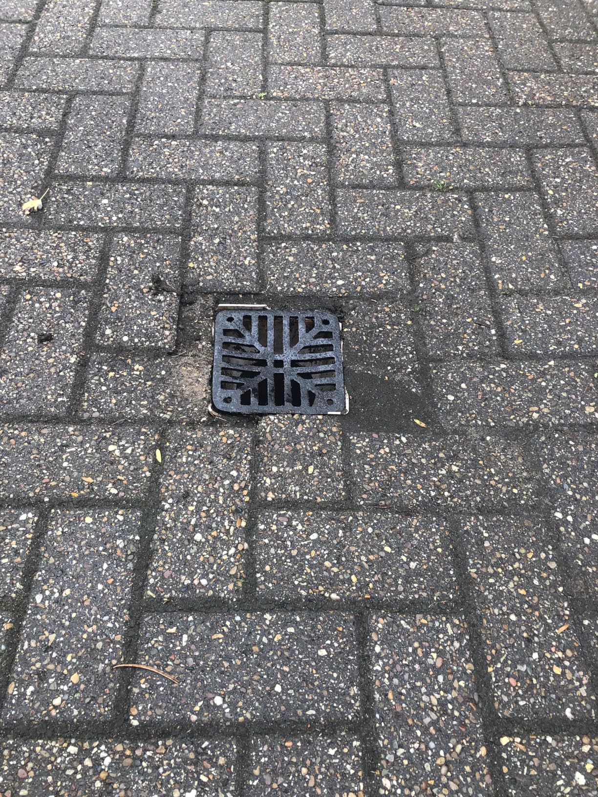 Black Cast Square Drain Grate Gully Grid Cover (8" 200mm x 10mm ...