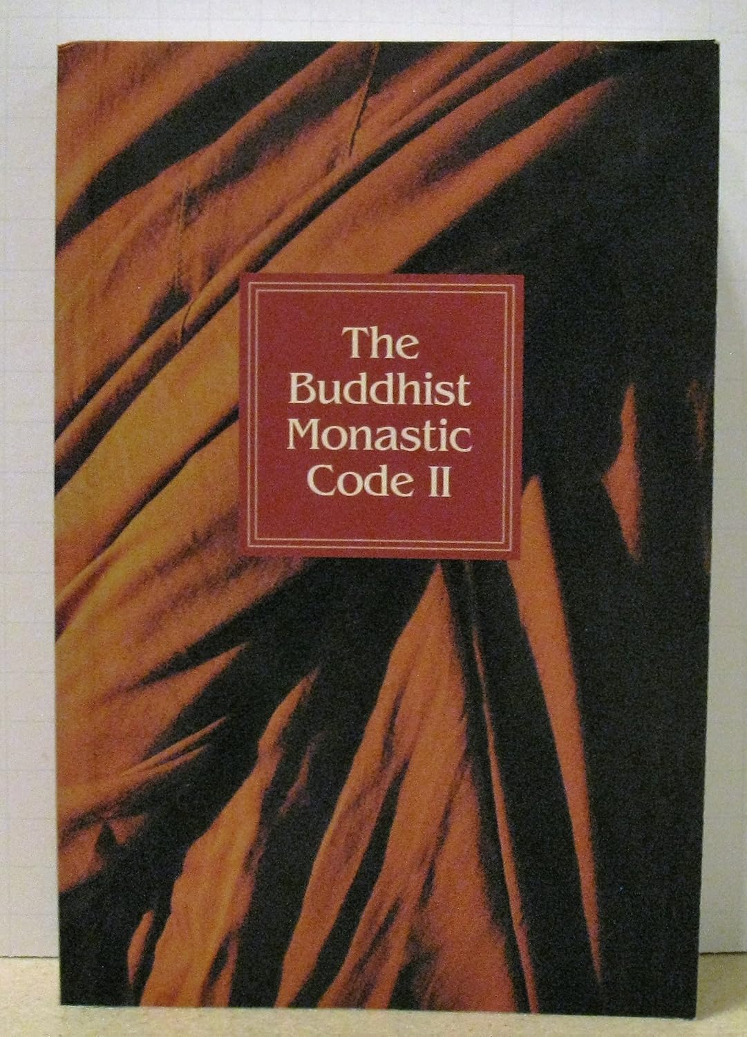 Amazon.com: The Buddhist Monastic Code II - The Khandhaka Rules ...