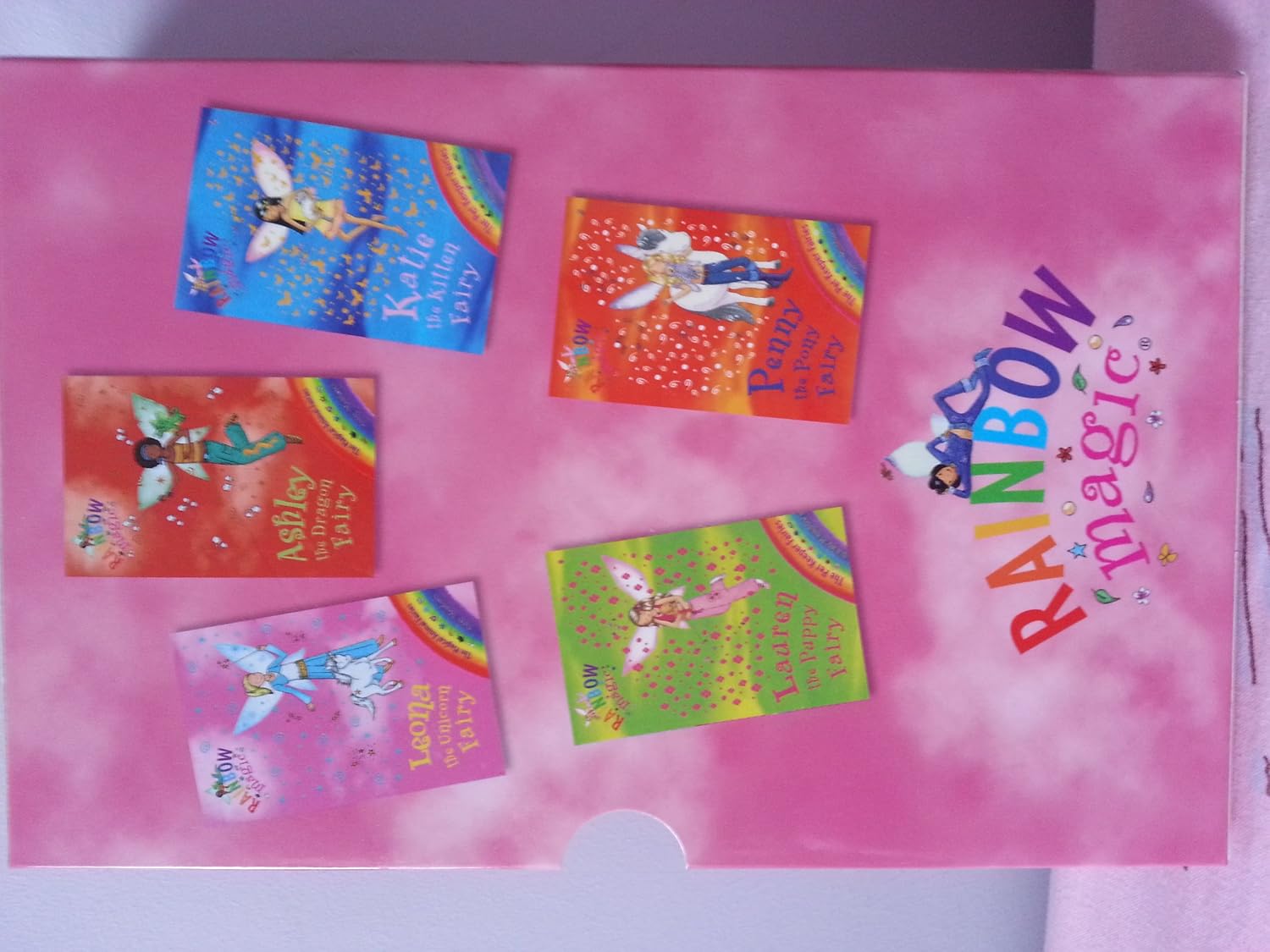 Rainbow Magic: The Magical Animal Fairies: 71: Ashley the Dragon Fairy ...