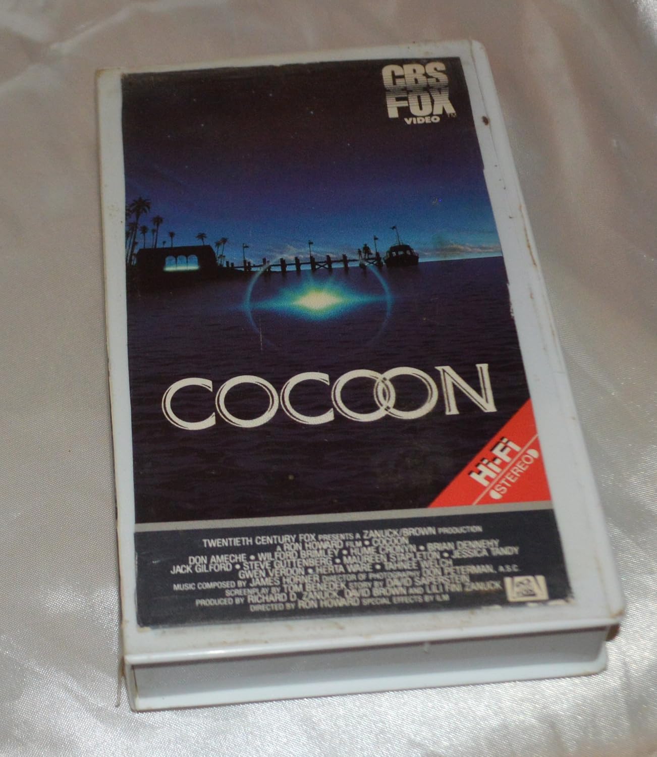 Amazon.co.jp: Cocoon [VHS] : Guttenburg, Cronyn: DVD