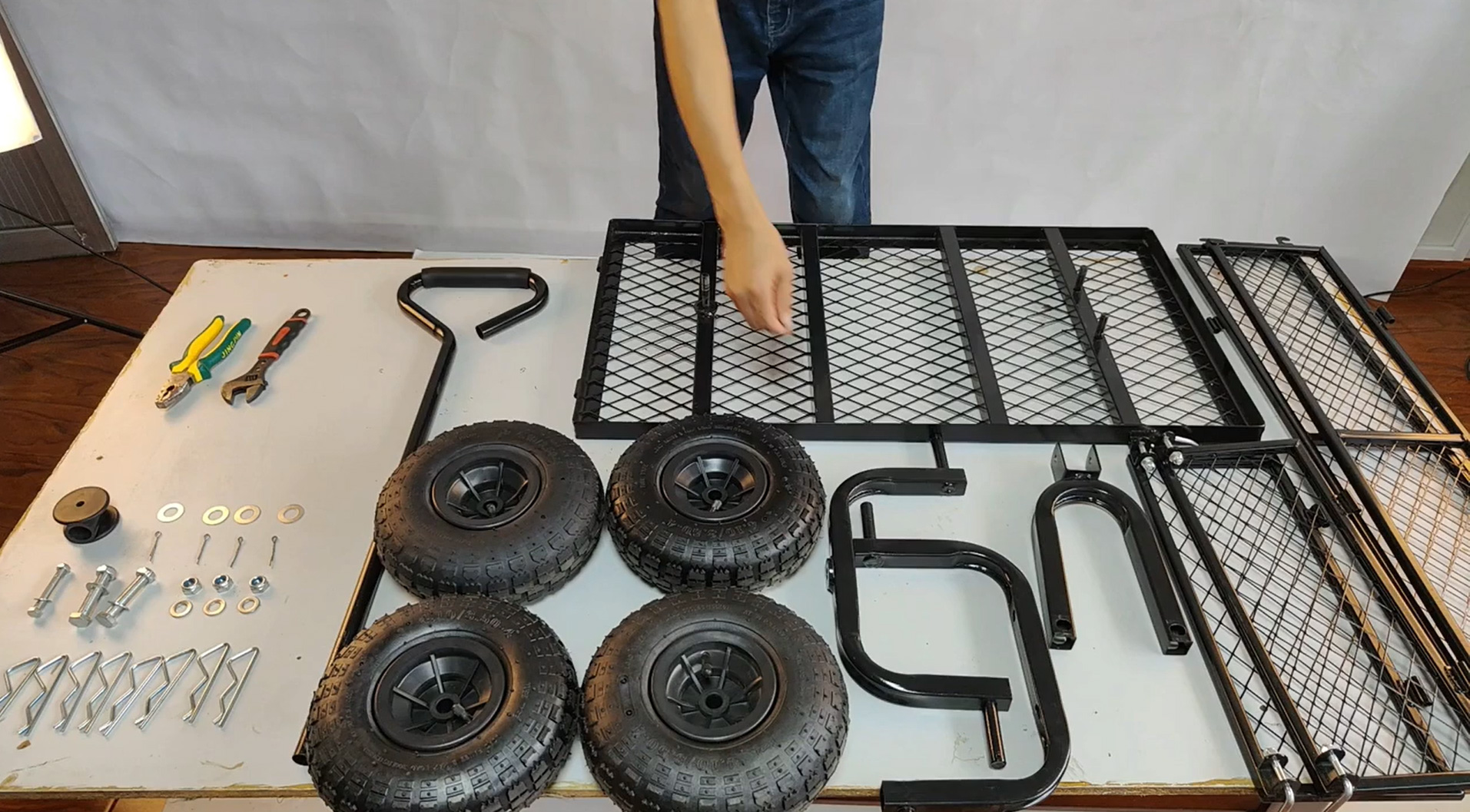 Watch Heavy Duty Utility Wagon Cart Assembly Method on Amazon Live