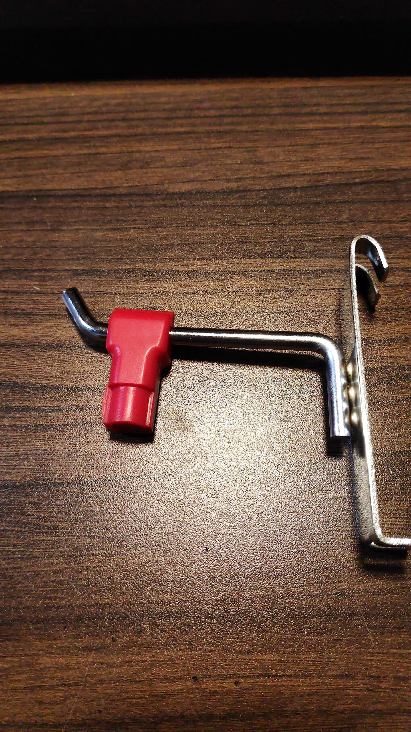 Store Magnetic Security Lock Remover Plastic Pegboard Peg Hook Locks ...