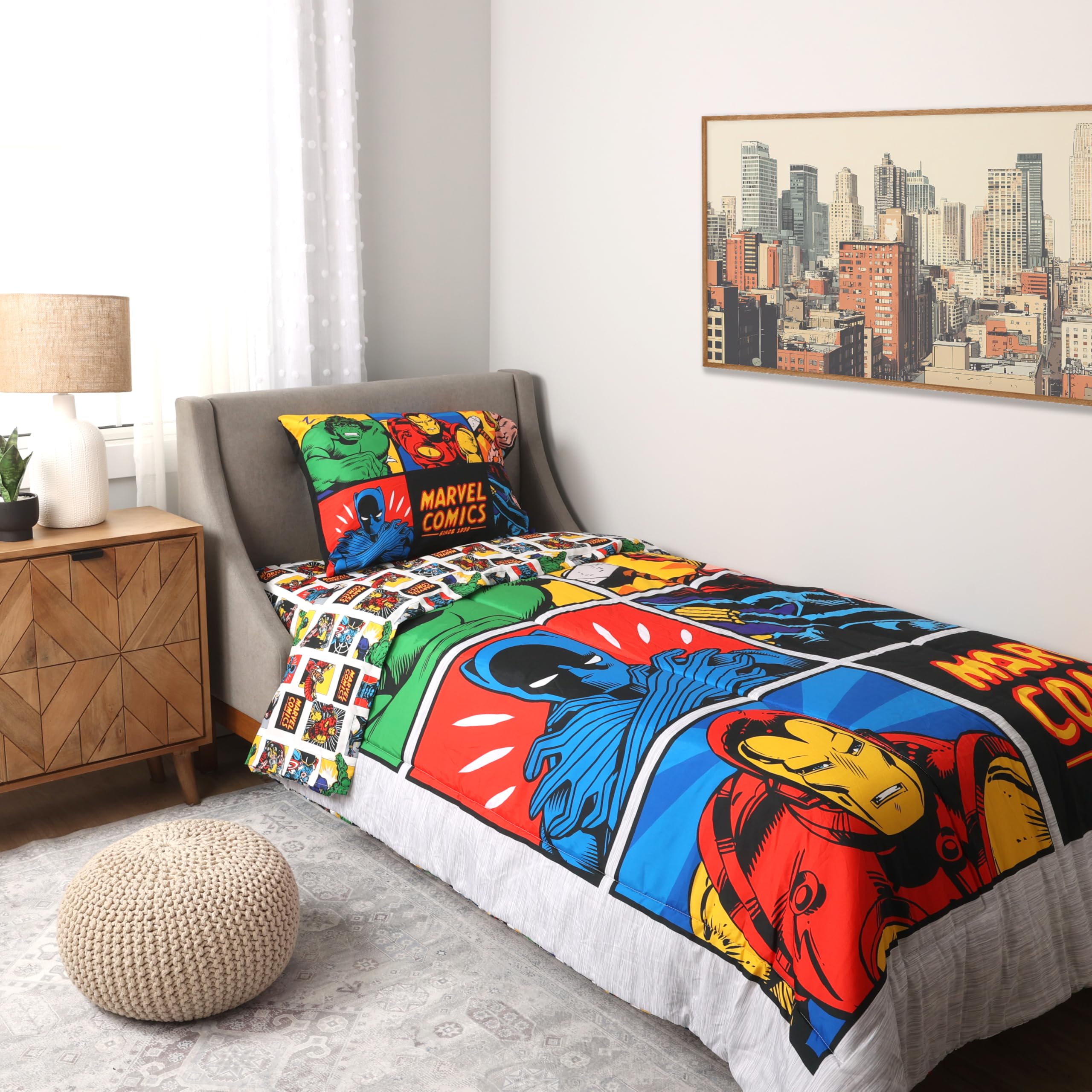 Marvel Comics Twin Bedding Set EXPRESSIONS (4 Piece Set, Bed in Bag ...