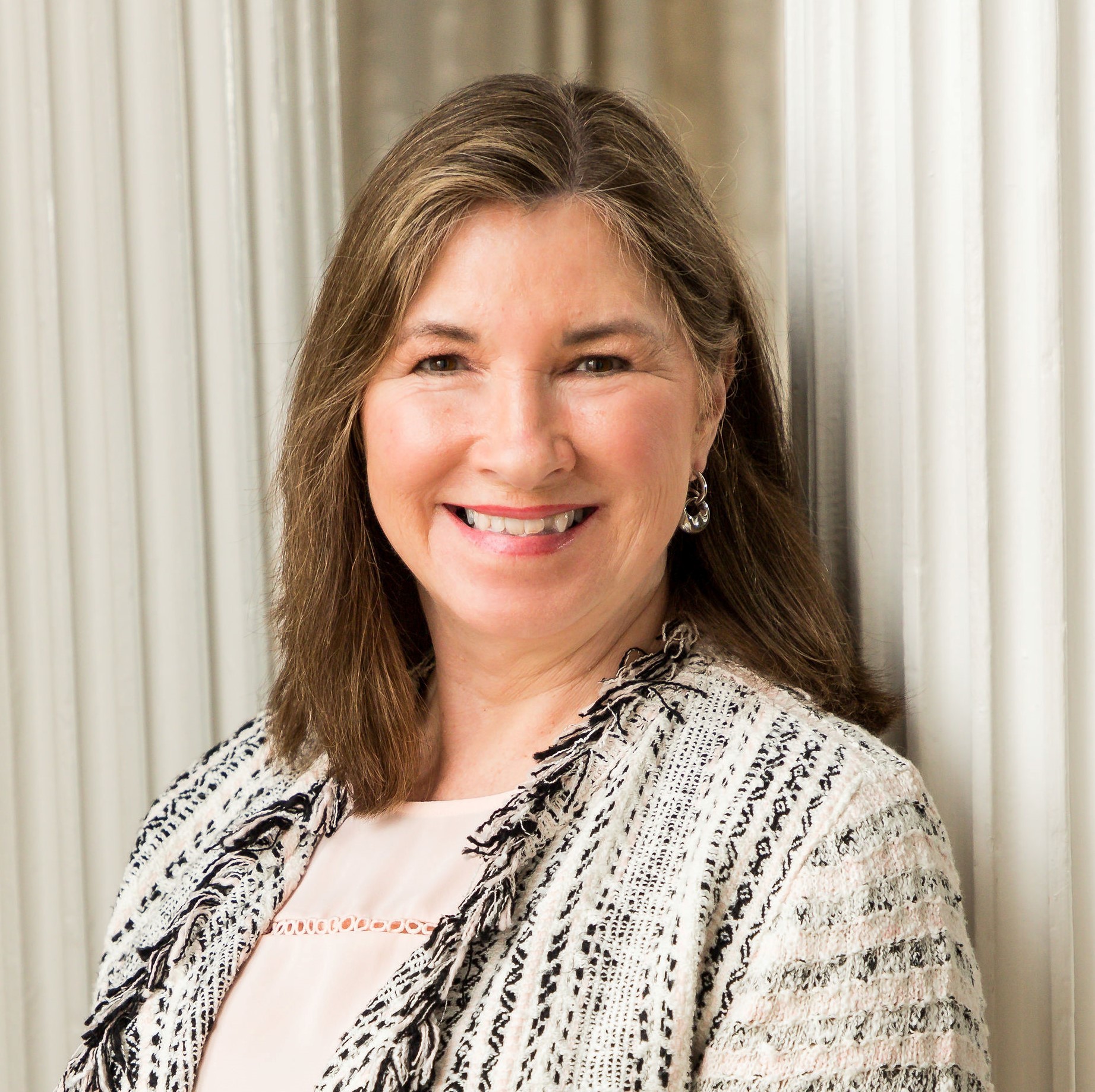 Amazon.com: Dr. Leah Yoder: books, biography, latest update