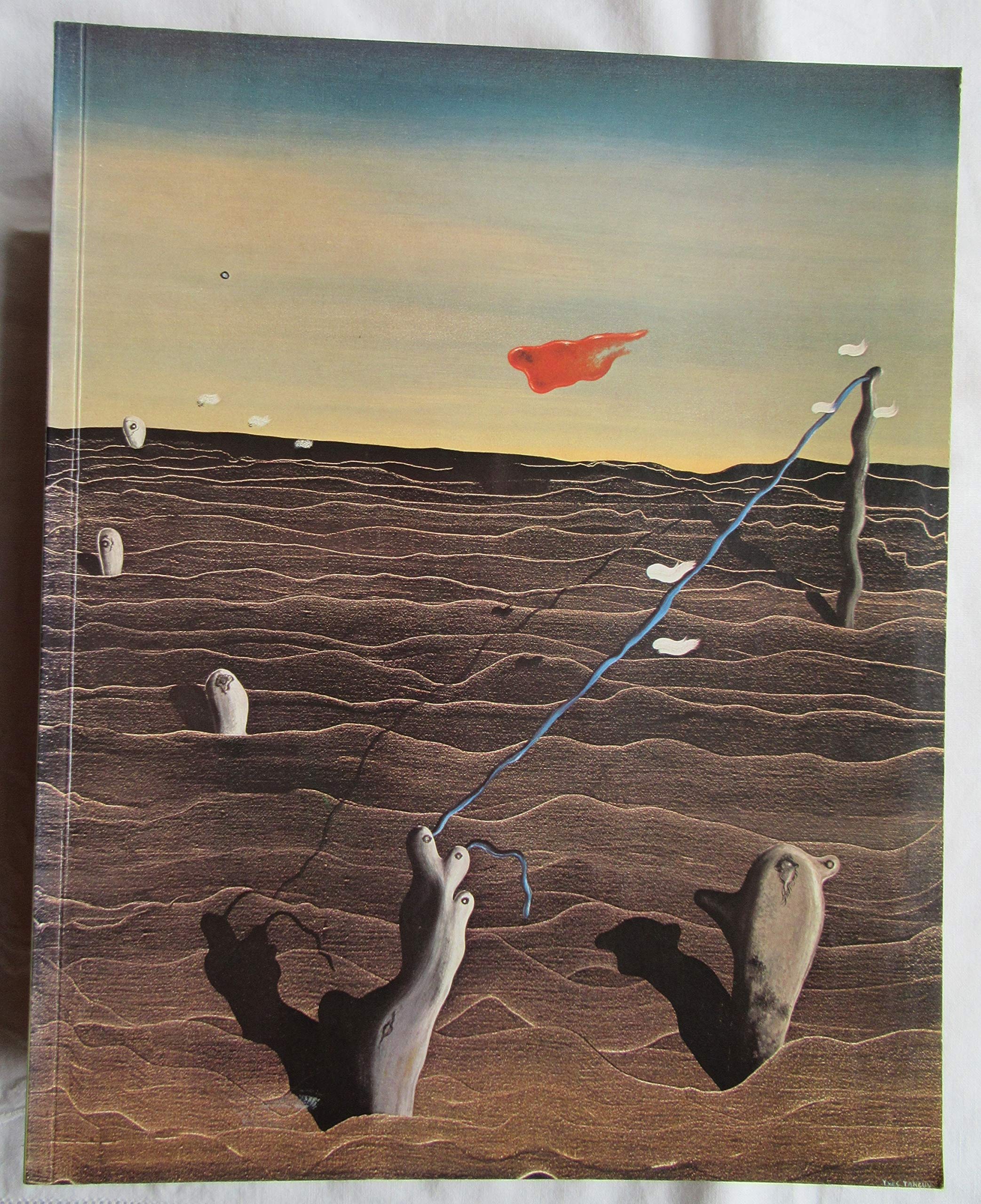 Amazon.co.jp: Yves Tanguy : Schmidt, Katharina: 洋書