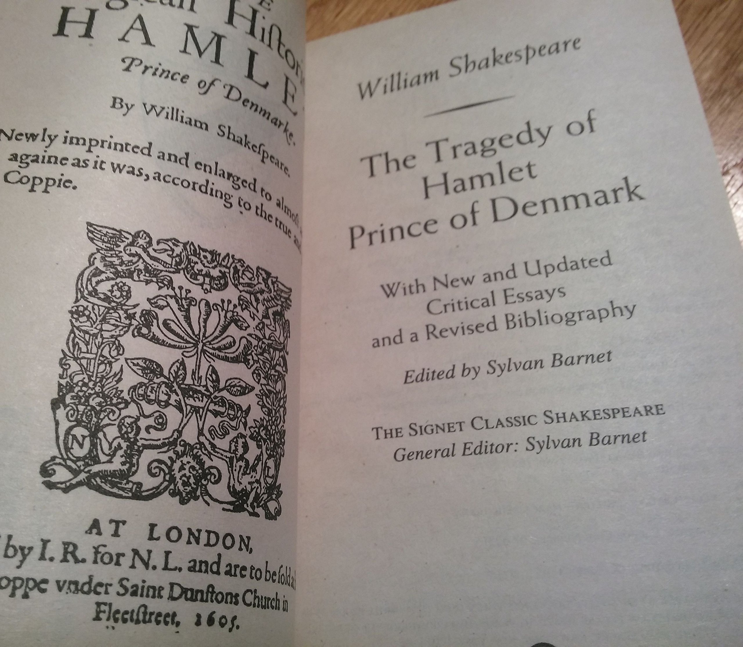HAMLET : SIGNET SHAKESPEARE / SYLVAN BARNET EDITOR: Shakespeare ...