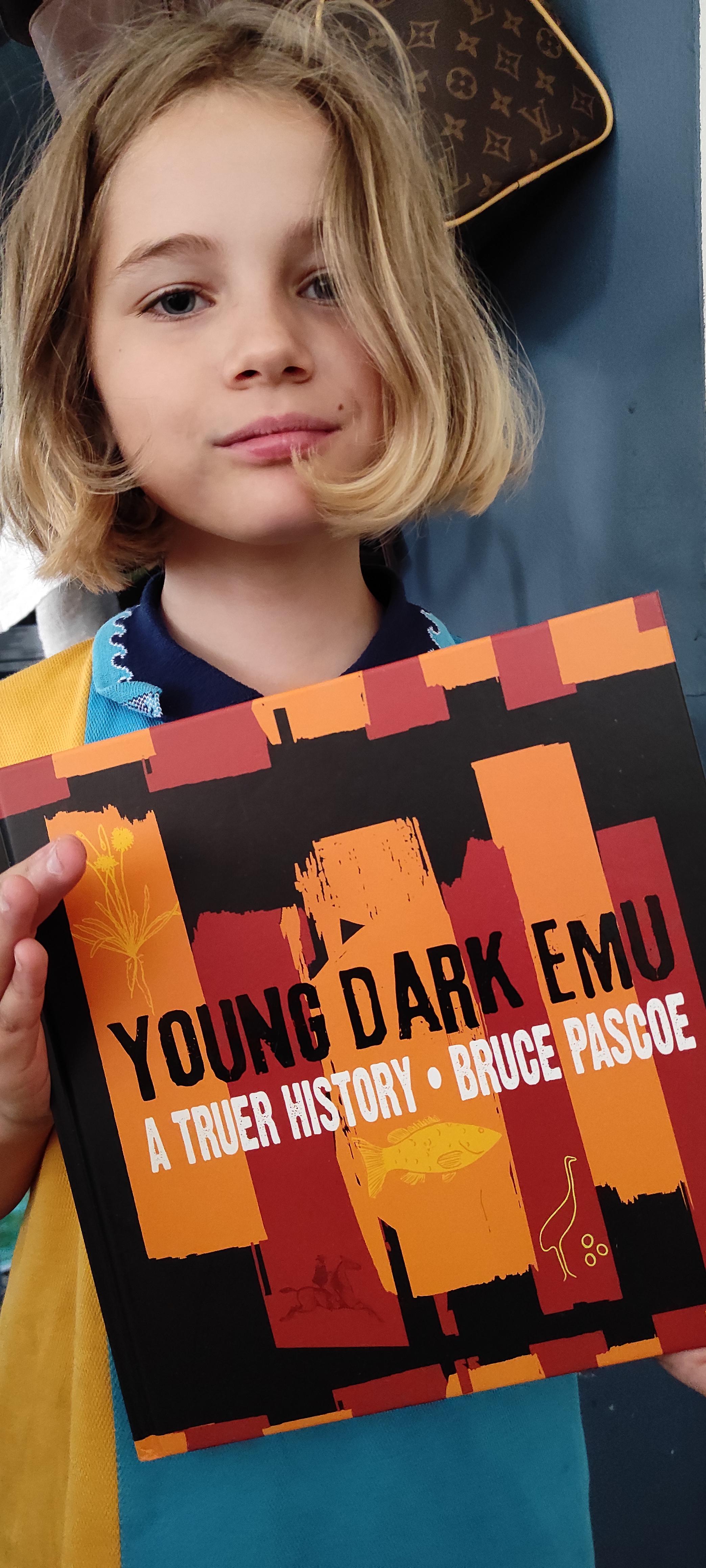 Young Dark Emu: A Truer History : Pascoe, Bruce: Amazon.com.au: Books