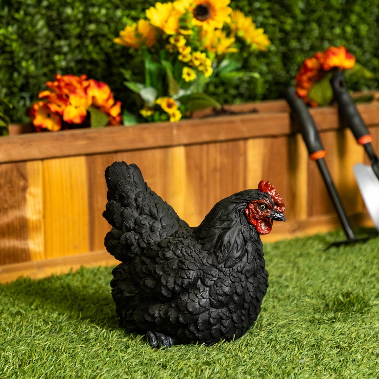 Amazon.com: Alpine Corporation WFM100HH-BK Polyresin Resting Black Hen ...
