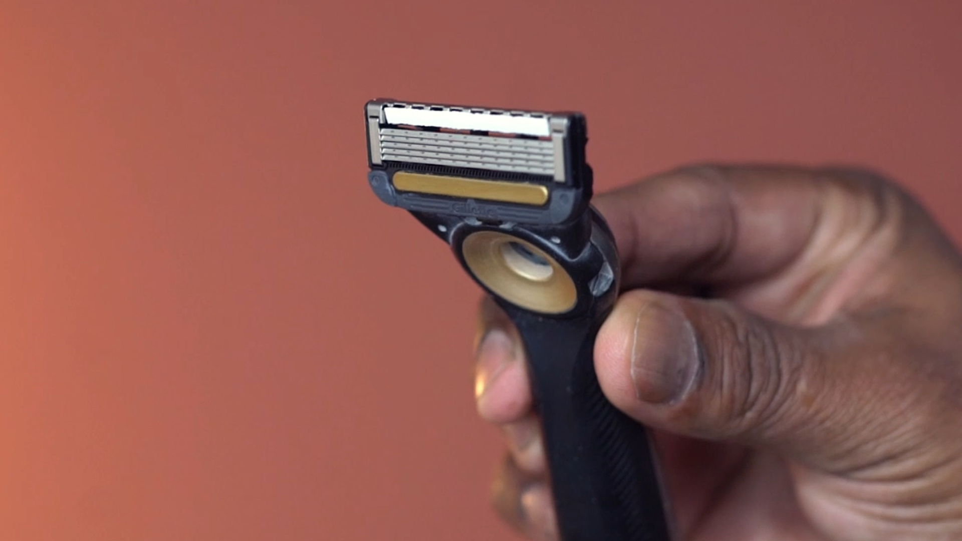 Watch Take a Closer Look - GilletteLabs Razor Blade Refills on Amazon Live