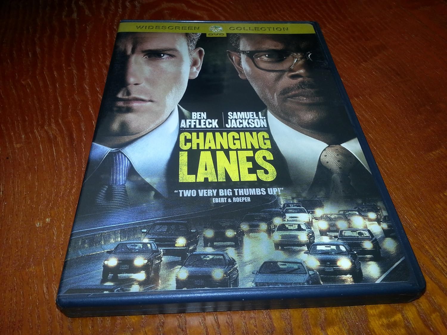 Amazon.com: Changing Lanes : Ben Affleck, Samuel L. Jackson, Kim ...