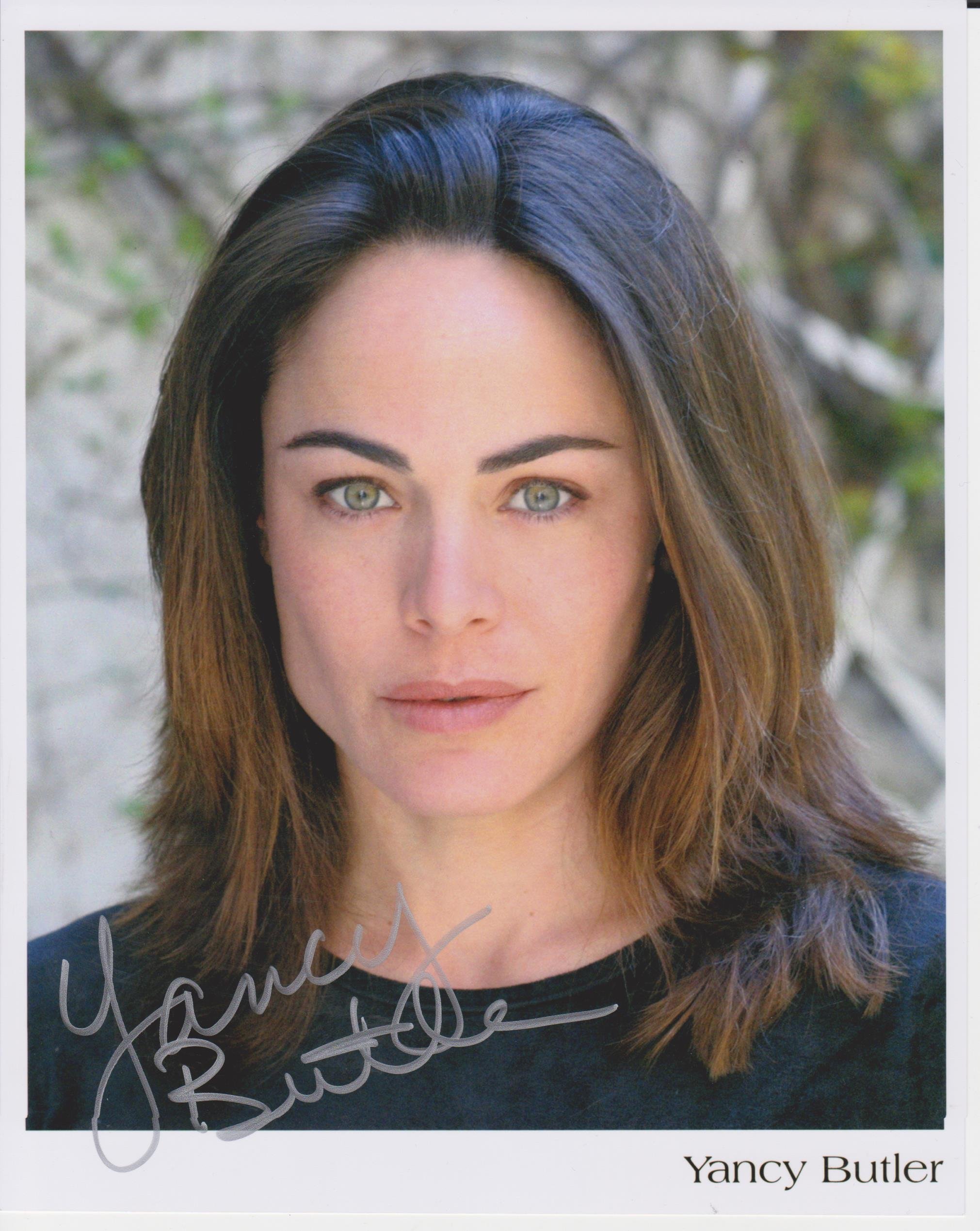 Yancy Butler Yancy Butler With Metal Hand In Witchblade Photo Print (8