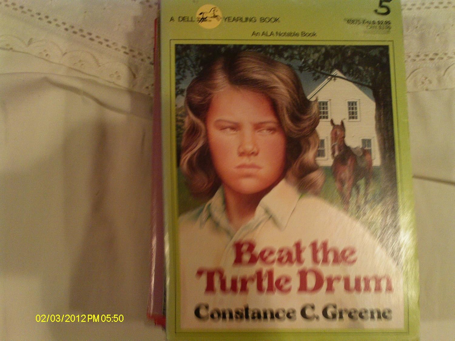 Beat the Turtle Drum: Greene, Constance C.: 9780140368505: Amazon.com ...