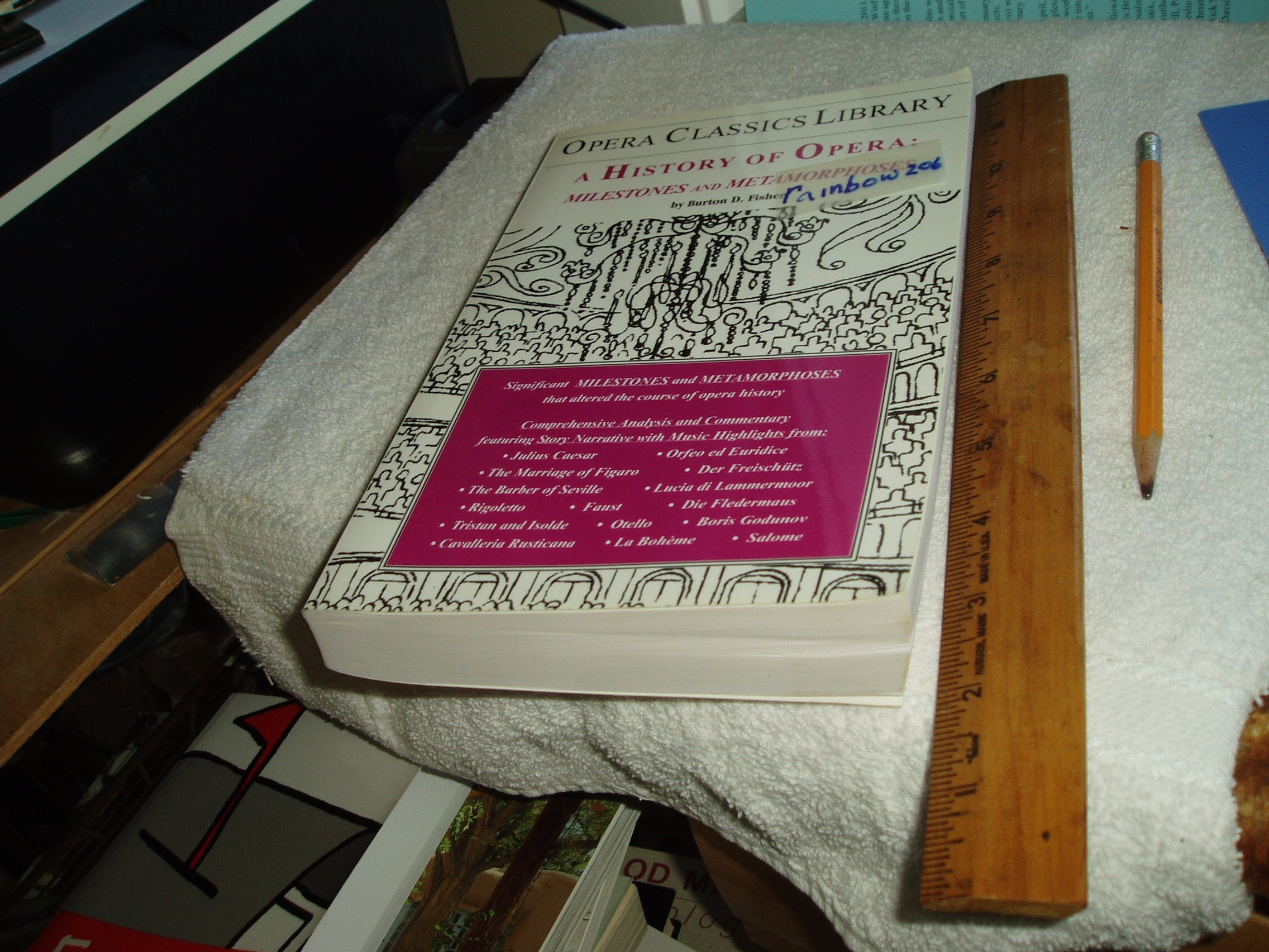 A History of Opera: Milestones and Metamorphoses (Opera Classics ...