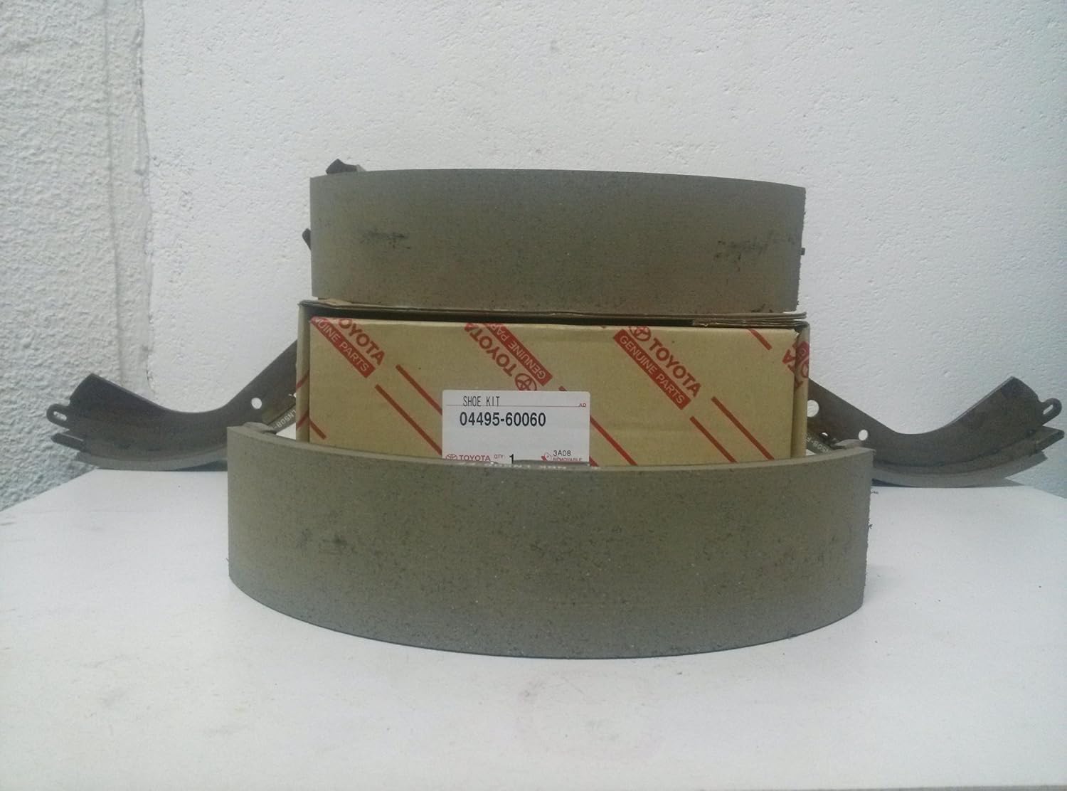 Genuine Toyota Parts - Shoe Kit, Brake, Rr (04495-60060): Buy Online at ...