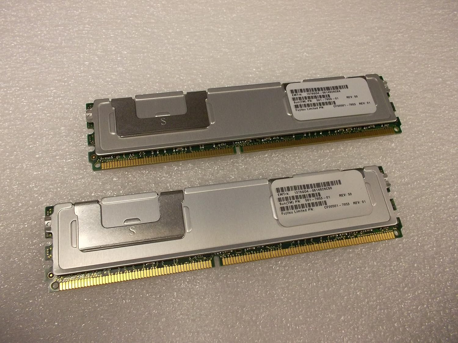Sun Microsystems / Oracle SESX2B1Z 4GB Memory Kit 2 x 2GB DDR2-667/PC2 ...