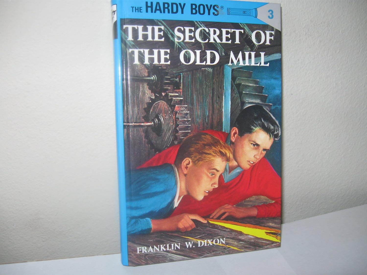 The Secret of the Old Mill (Hardy Boys, Book 3): Dixon, Franklin W ...