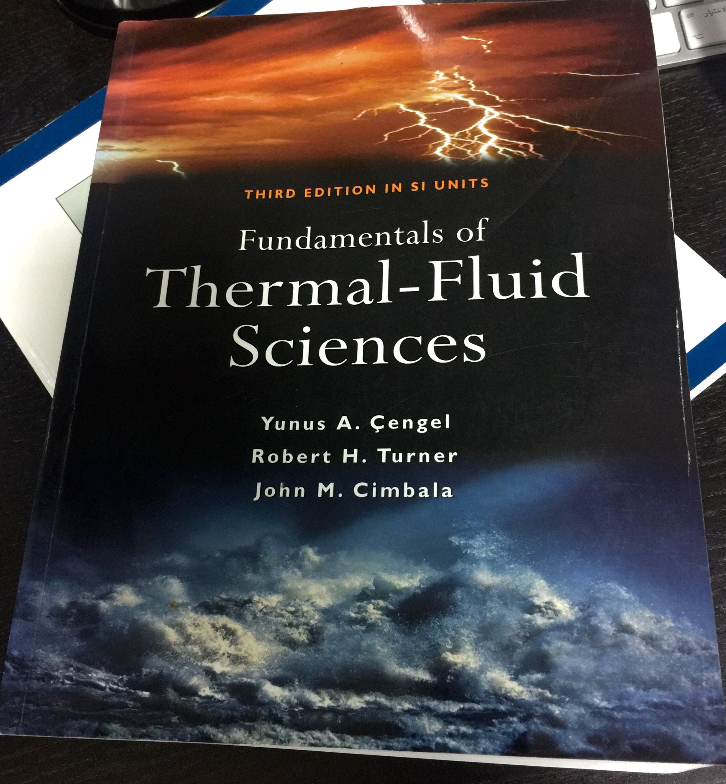 Amazon.com: Fundamentals of Thermal-fluid Science: 9780071266314: Yunus ...